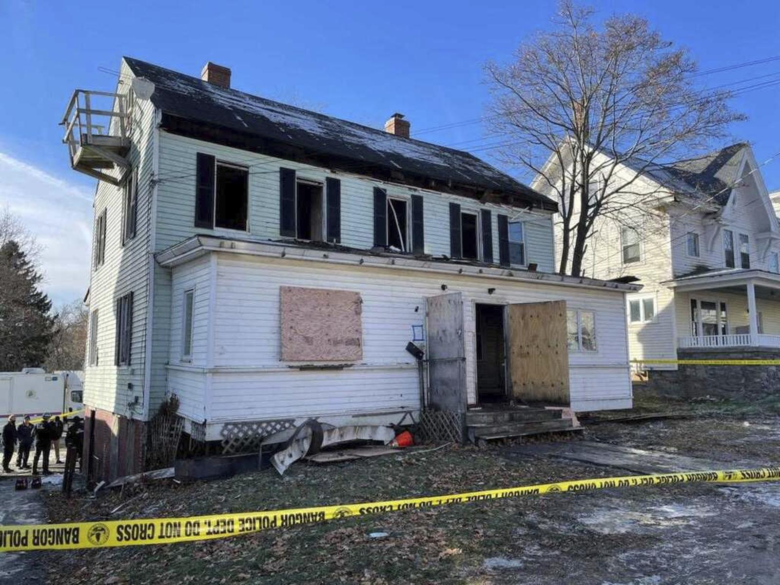 3 people died and 2 others were hurt in Sunday morning fire | AP News