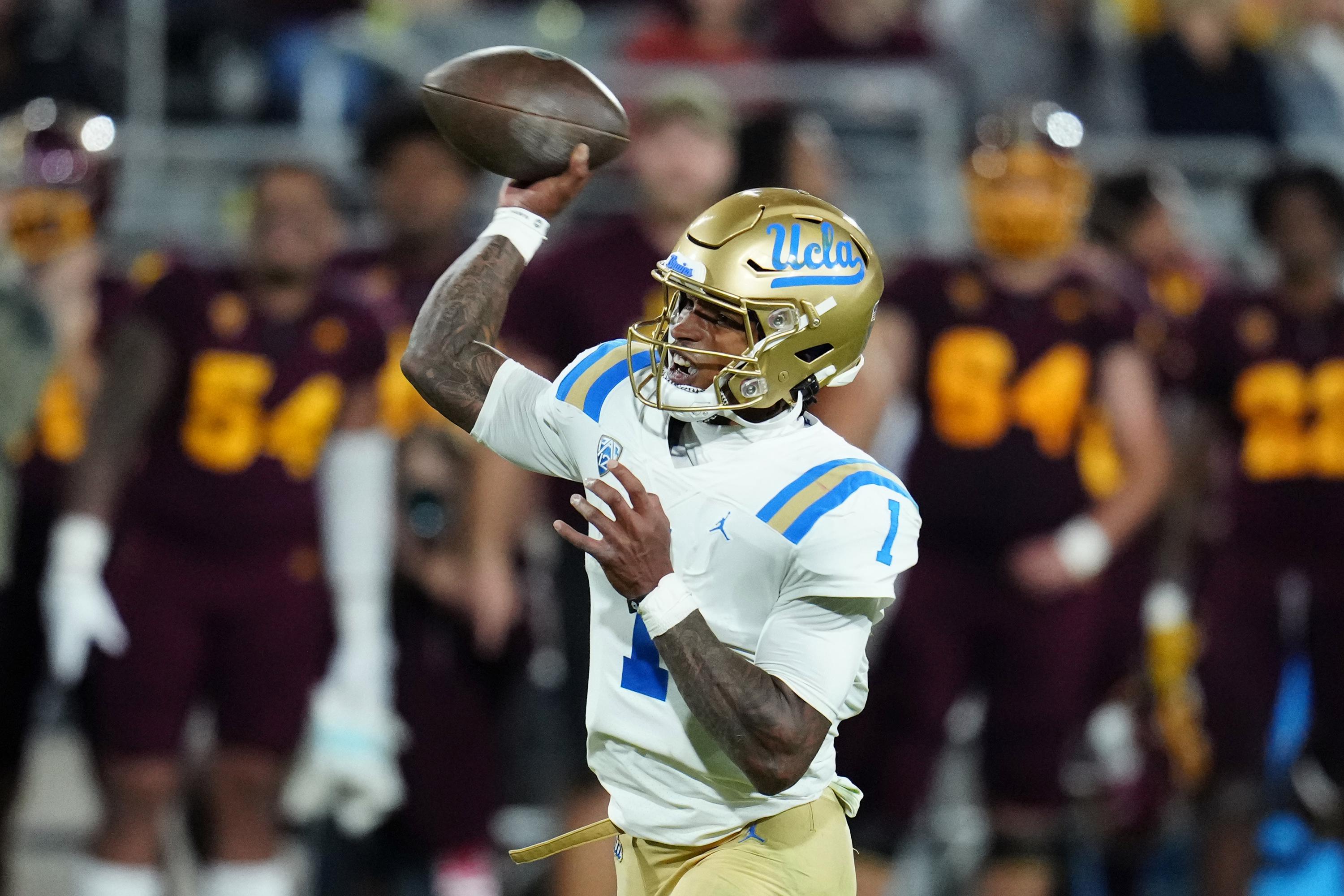 Thompson-Robinson's 4 TDs lead No. 10 UCLA past ASU 50-36 | AP News