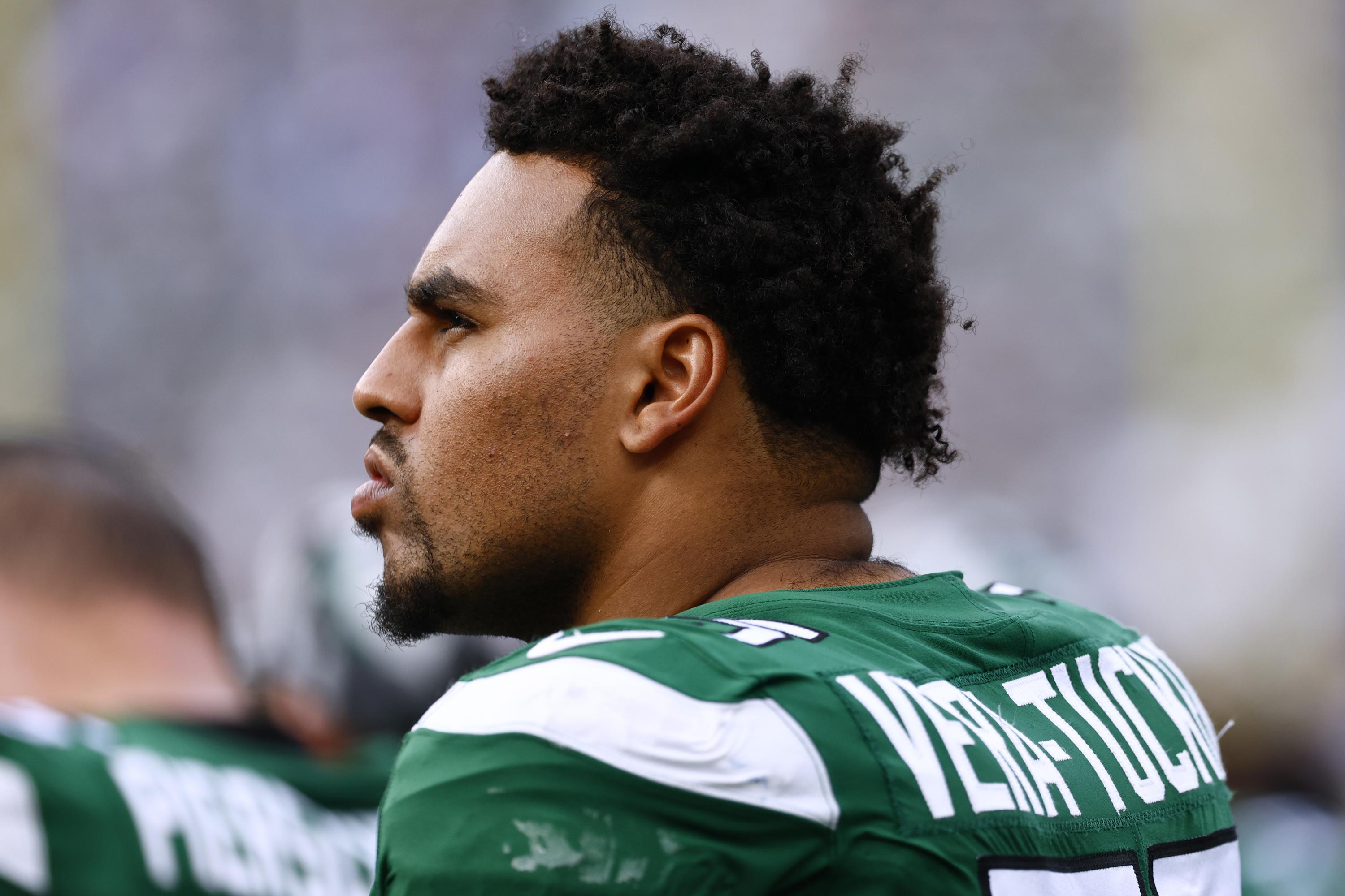 Vera-Tucker's 'phenomenal' versatility earns Jets' respect | AP News