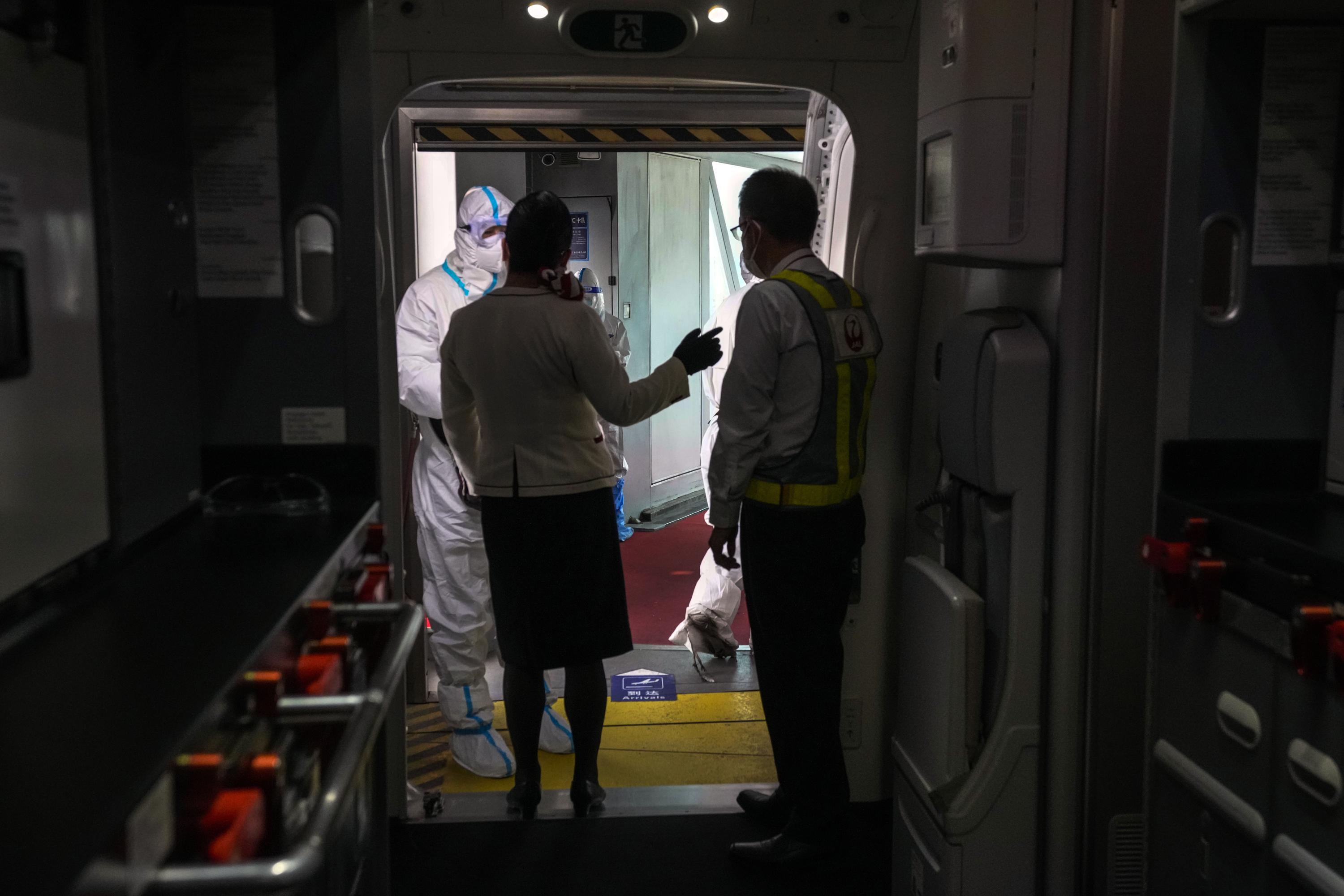 Analysts: China flight cancellations follow normal pattern | AP News