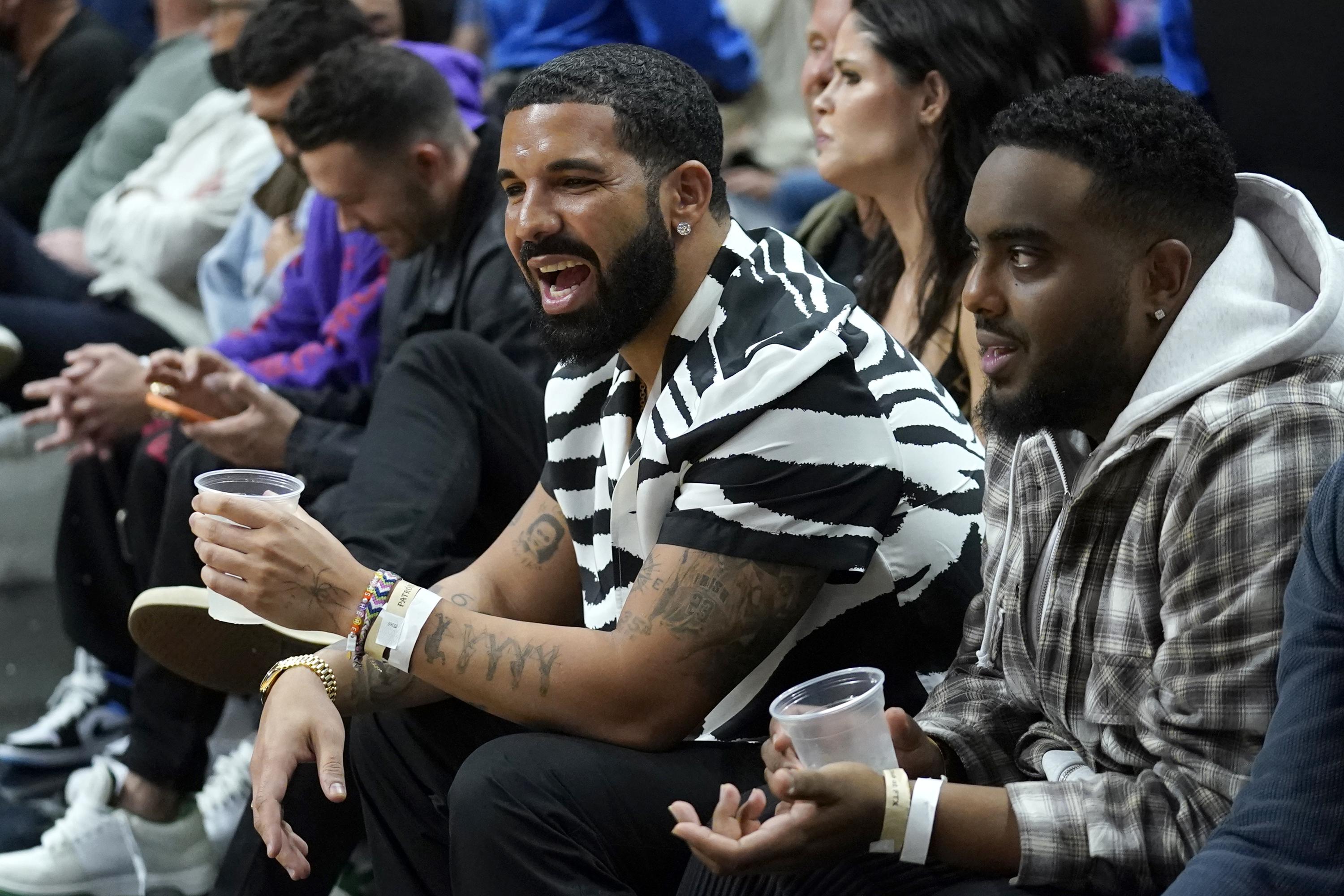 Drake Was A Star Among A Listers At Homecoming Concert Ap News