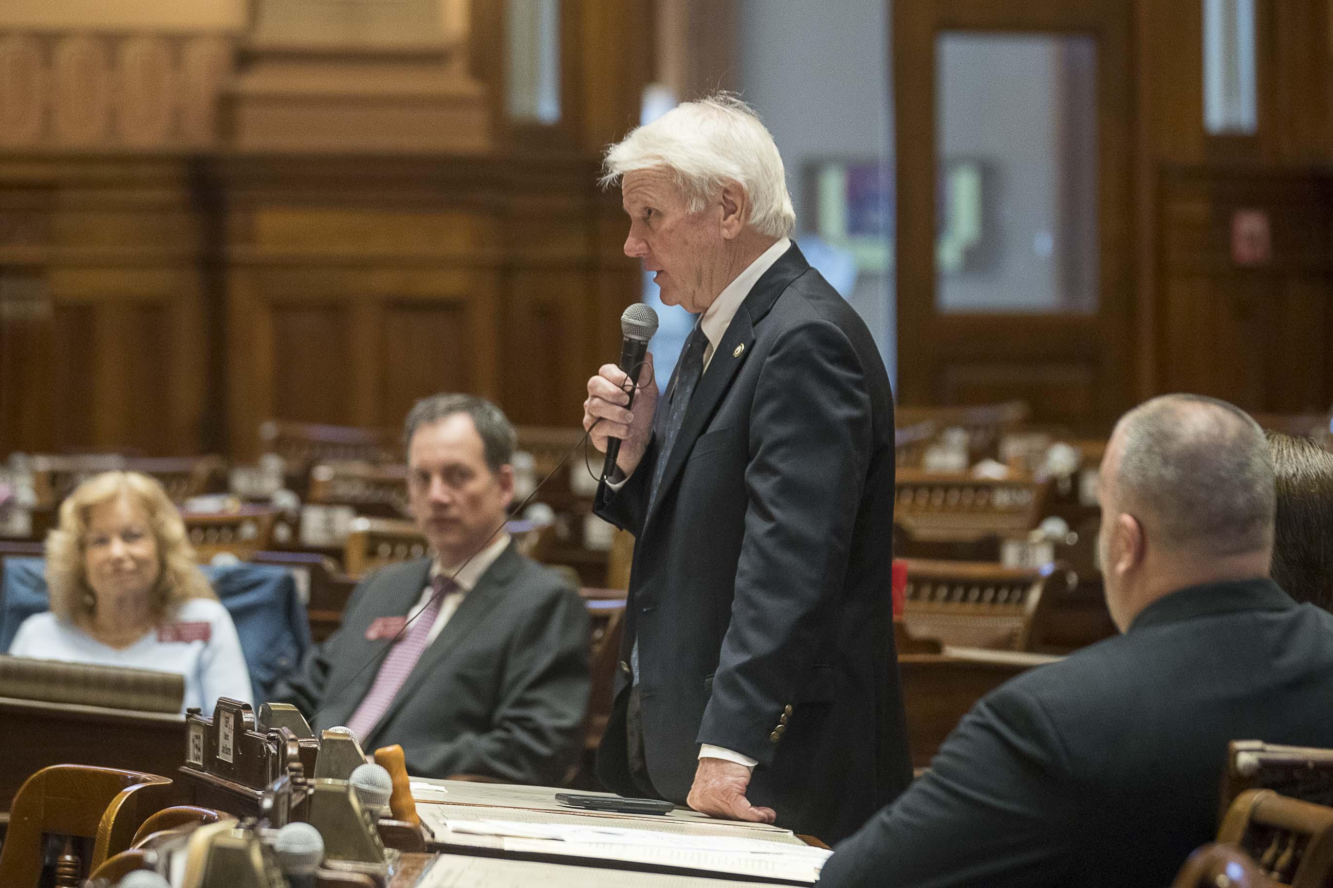 Some candidates drop out, endorse Burns as Georgia speaker | AP News