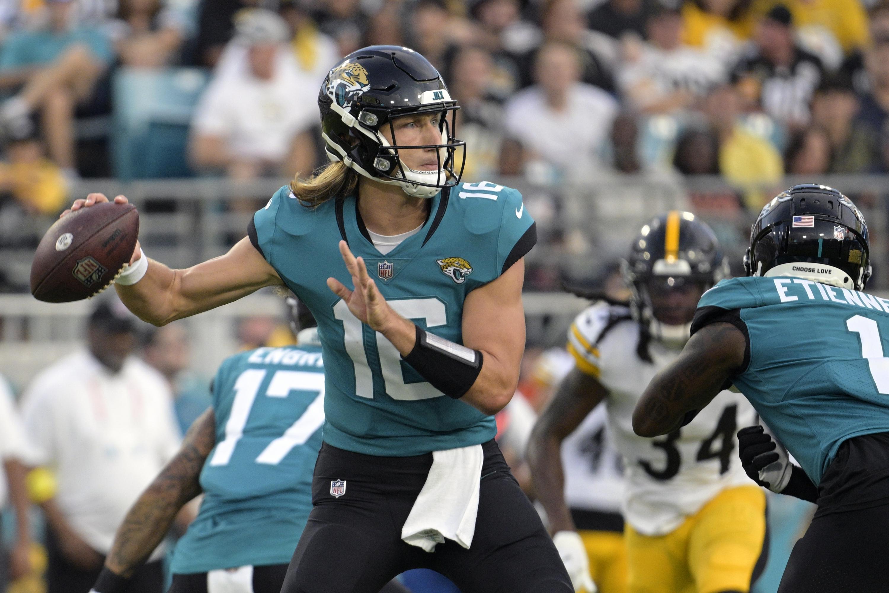 Jags QB Lawrence feeling 'really comfortable' in 2nd season | AP News