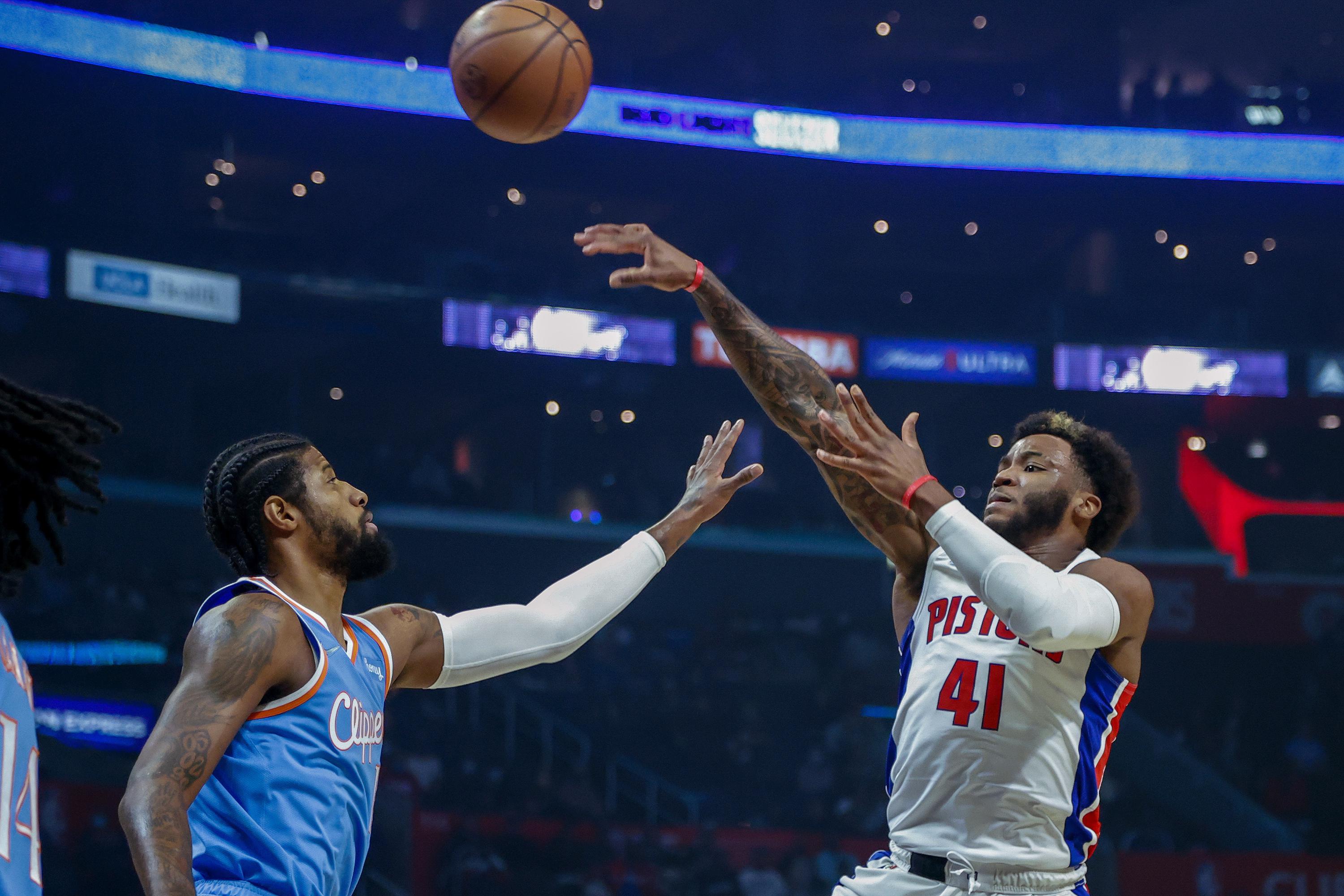 Clippers superan 107-96 a Pistons con 21 puntos de Jackson | AP News