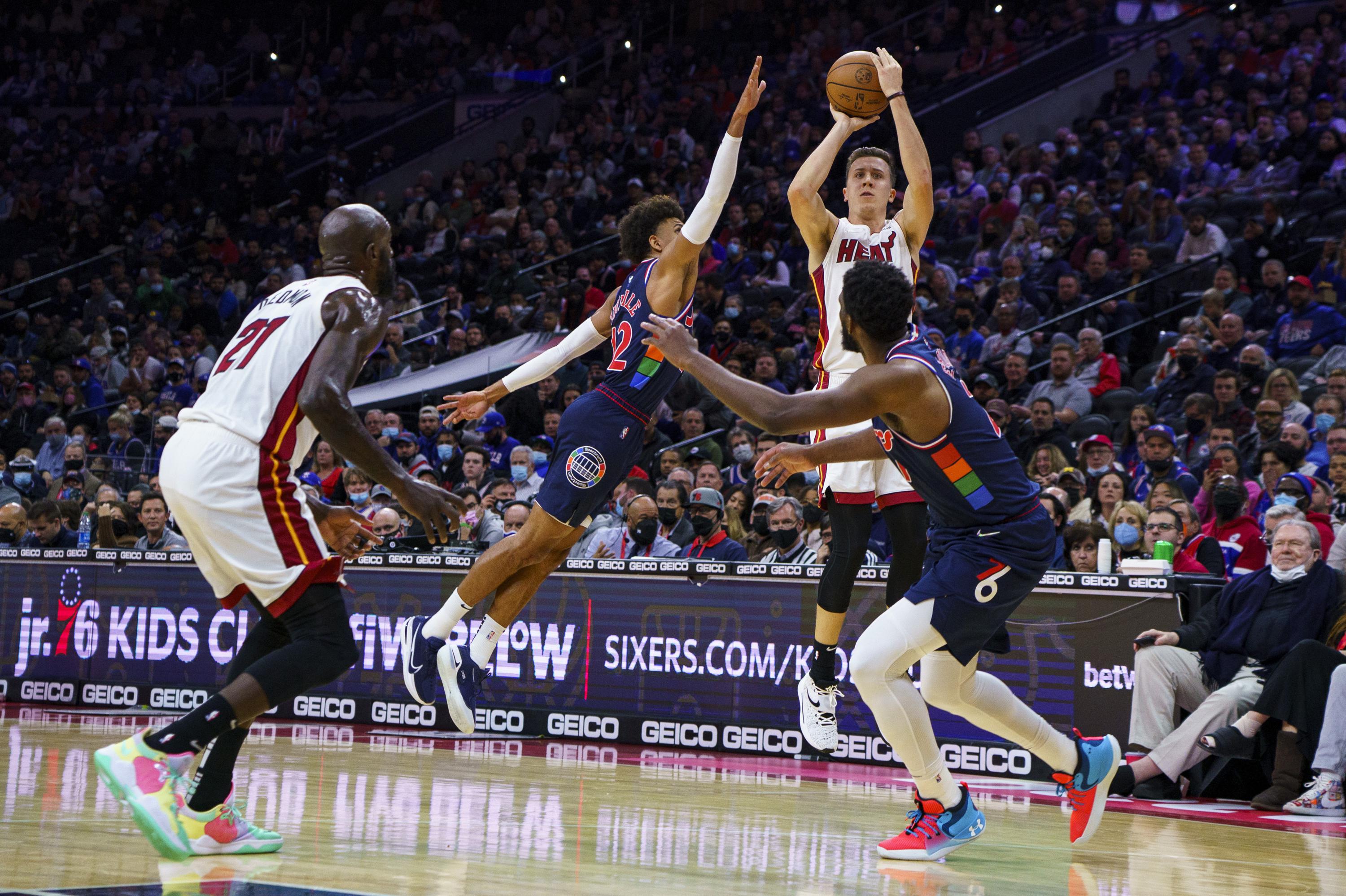Vincent, Robinson lead short-handed Heat past 76ers 101-96 | AP News
