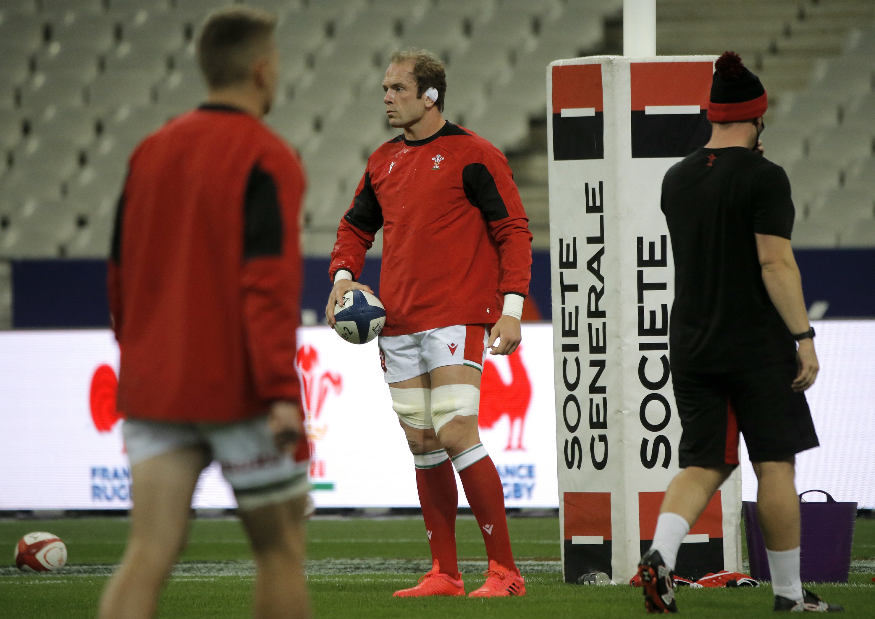 Caps record awaits Wales captain Jones who has more to give | AP News