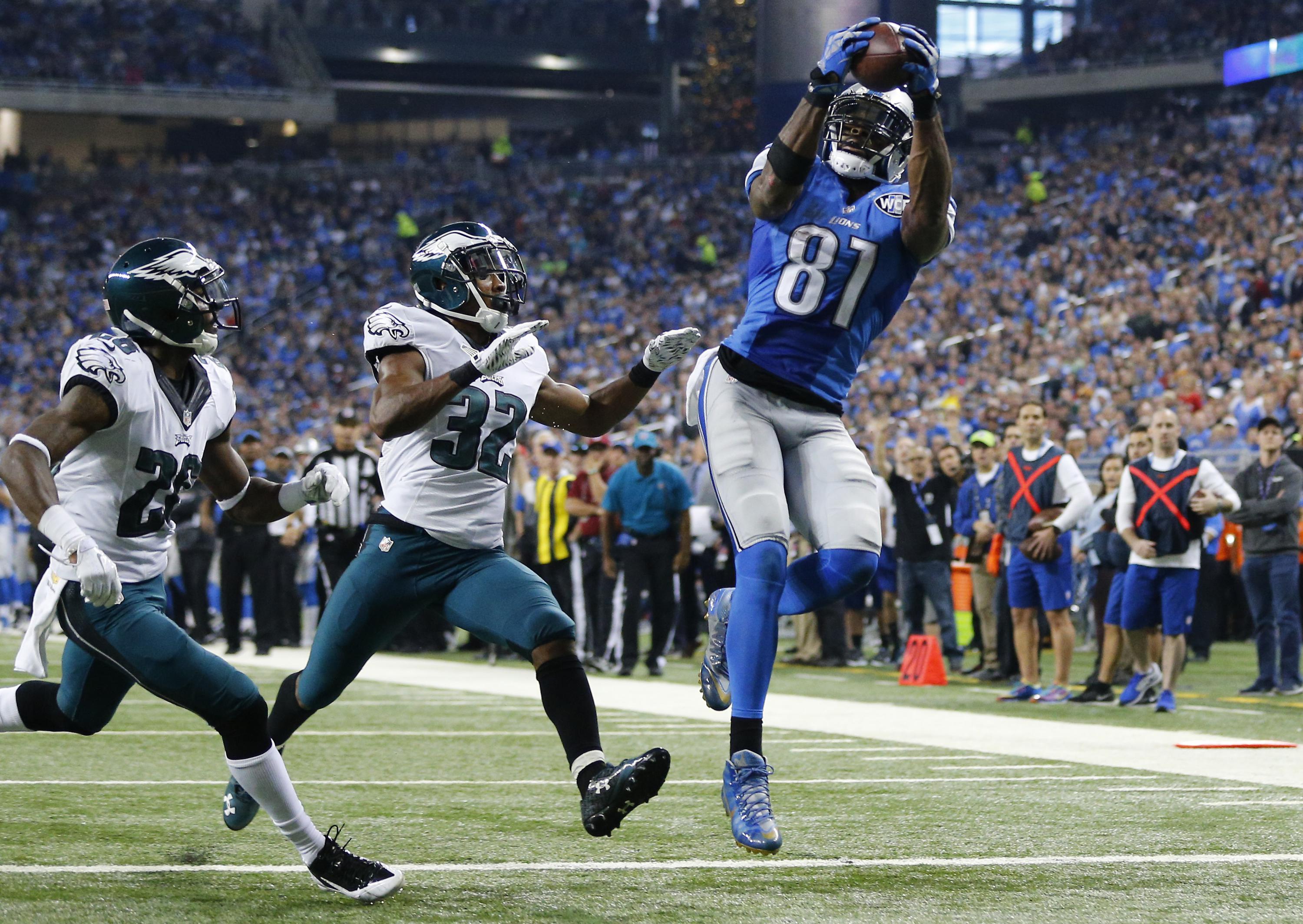Stafford throws 5 TD passes, Lions beat Eagles 45-14 | AP News