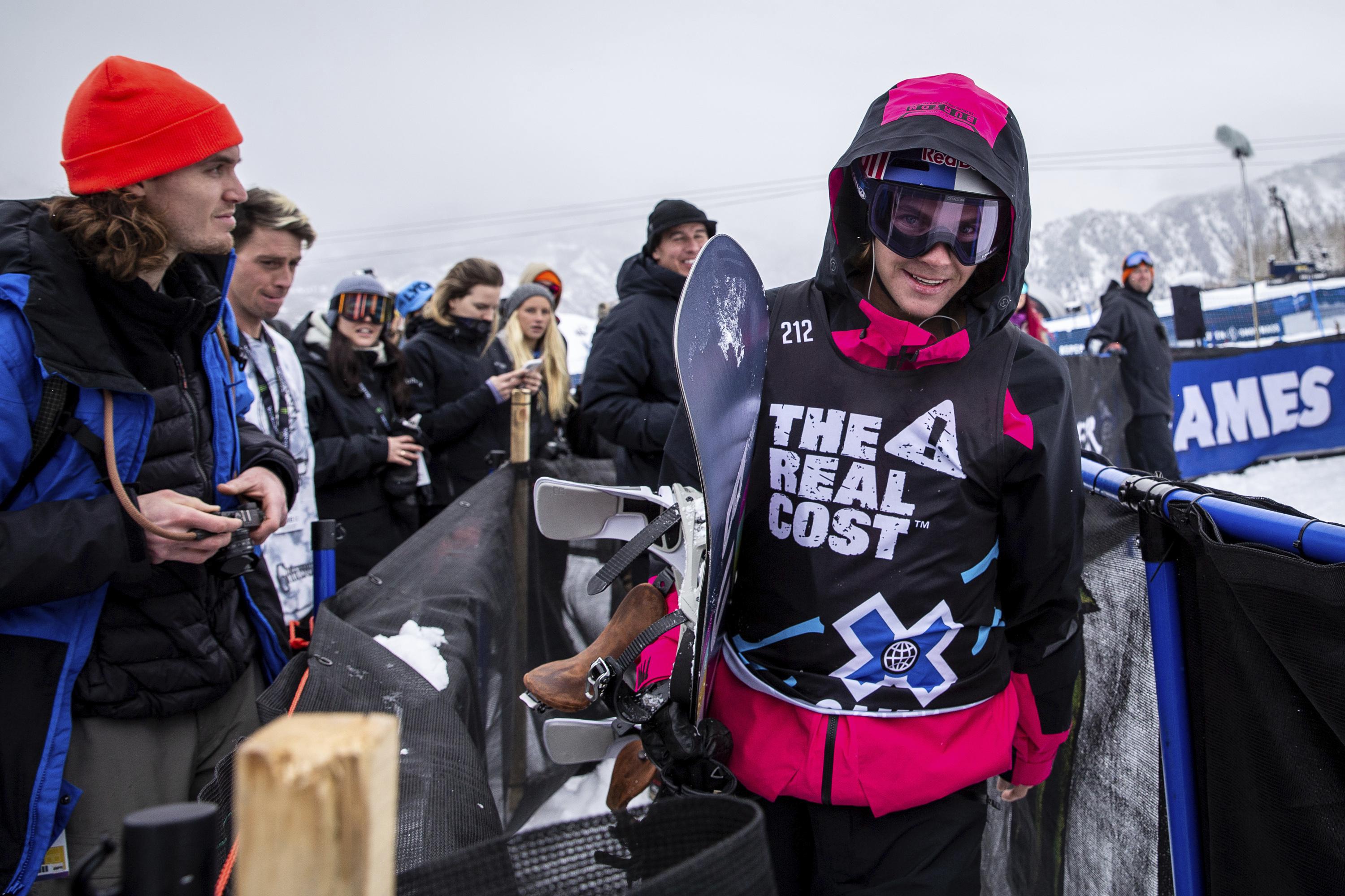 Buried in avalanche, snowboarder recovers and eyes Olympics | AP News