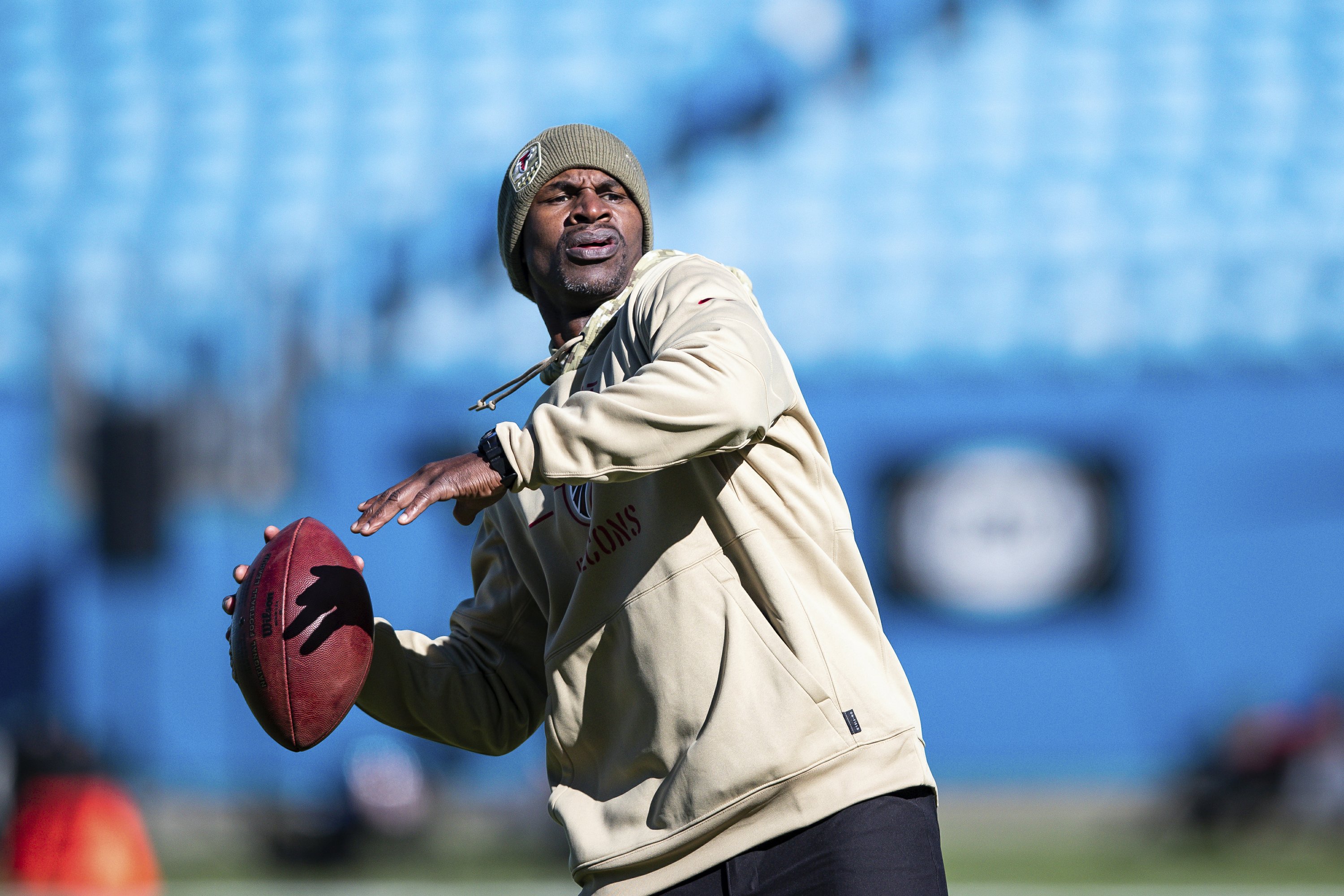 Fellowships helping former players get NFL jobs | AP News