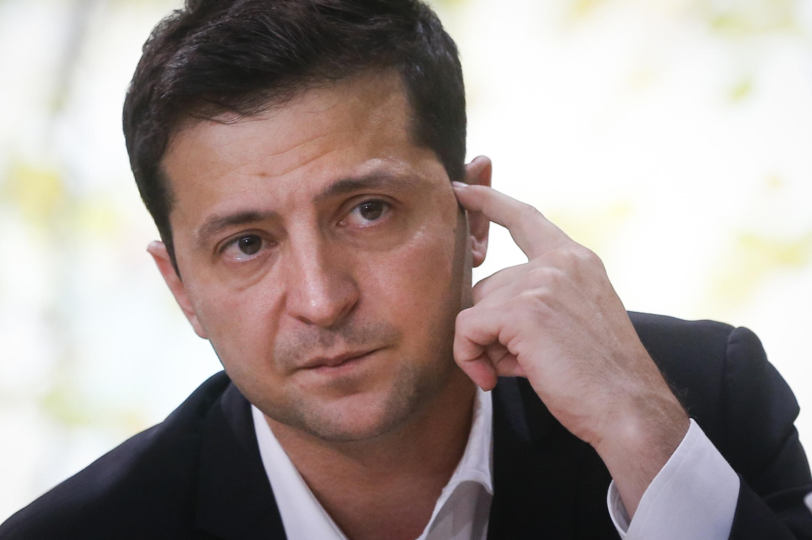 Serie protagonizada por Zelenskyy aumenta popularidad | AP News