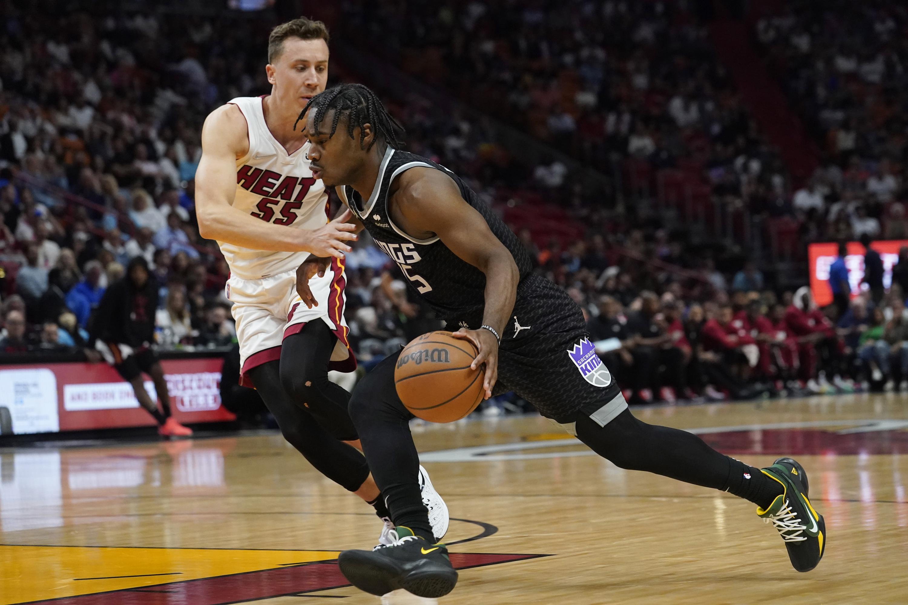 Heat snap 4-game losing streak by topping Kings, 123-100 | AP News