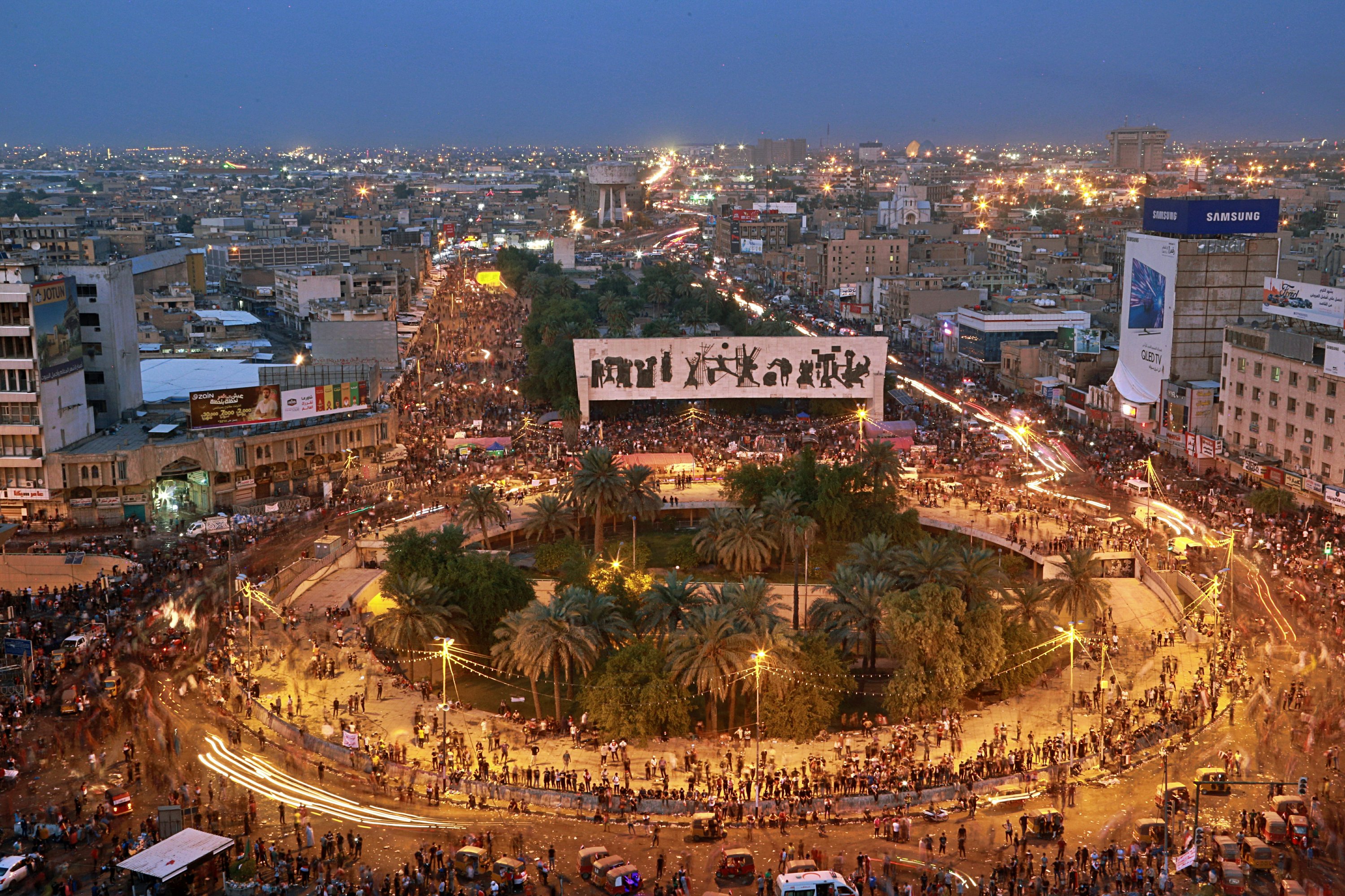 Anti-government protests rage in Iraq, 7 killed | AP News