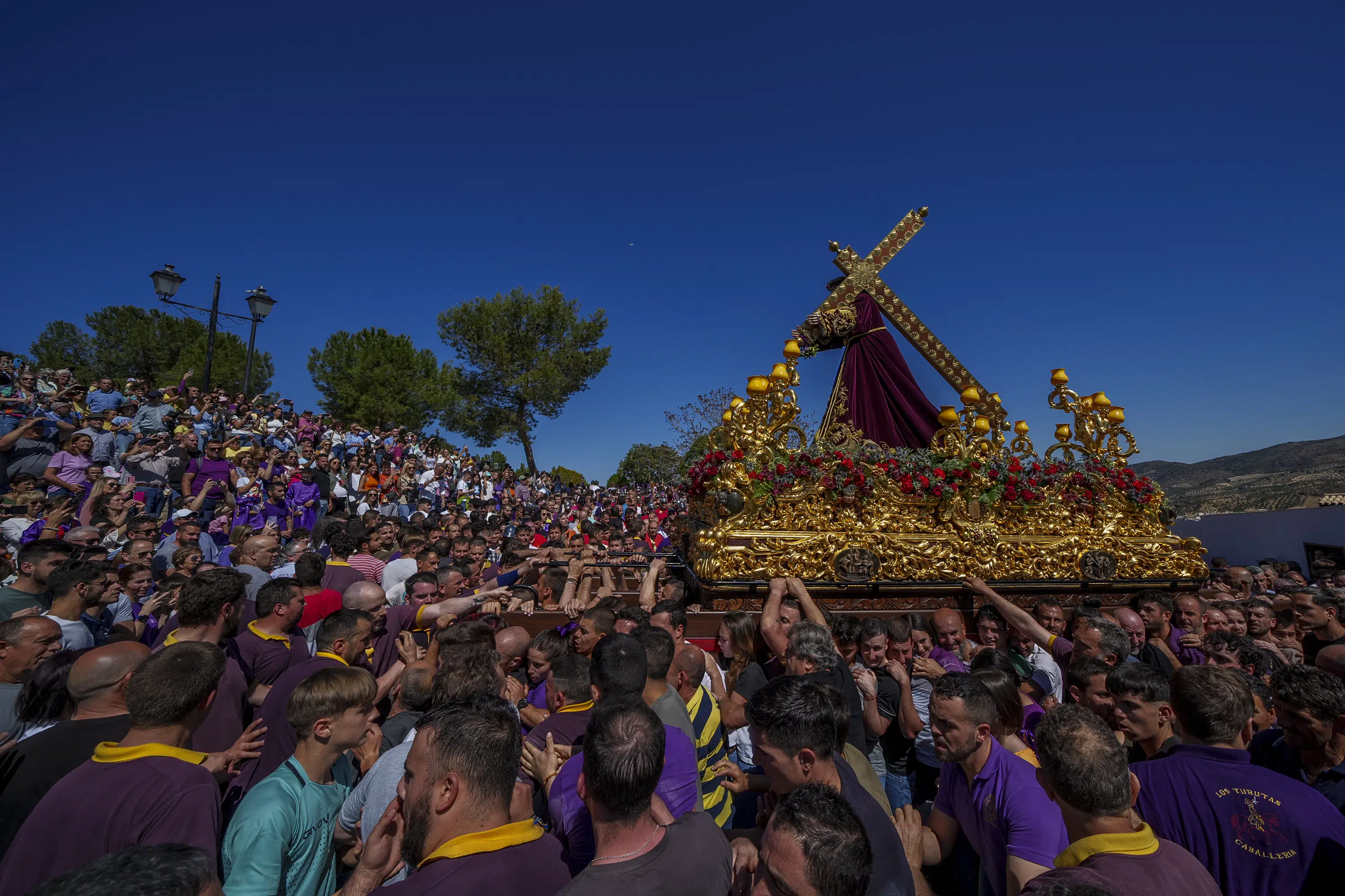 Fotogalería de la Semana Santa en diversas partes del mundo | AP News
