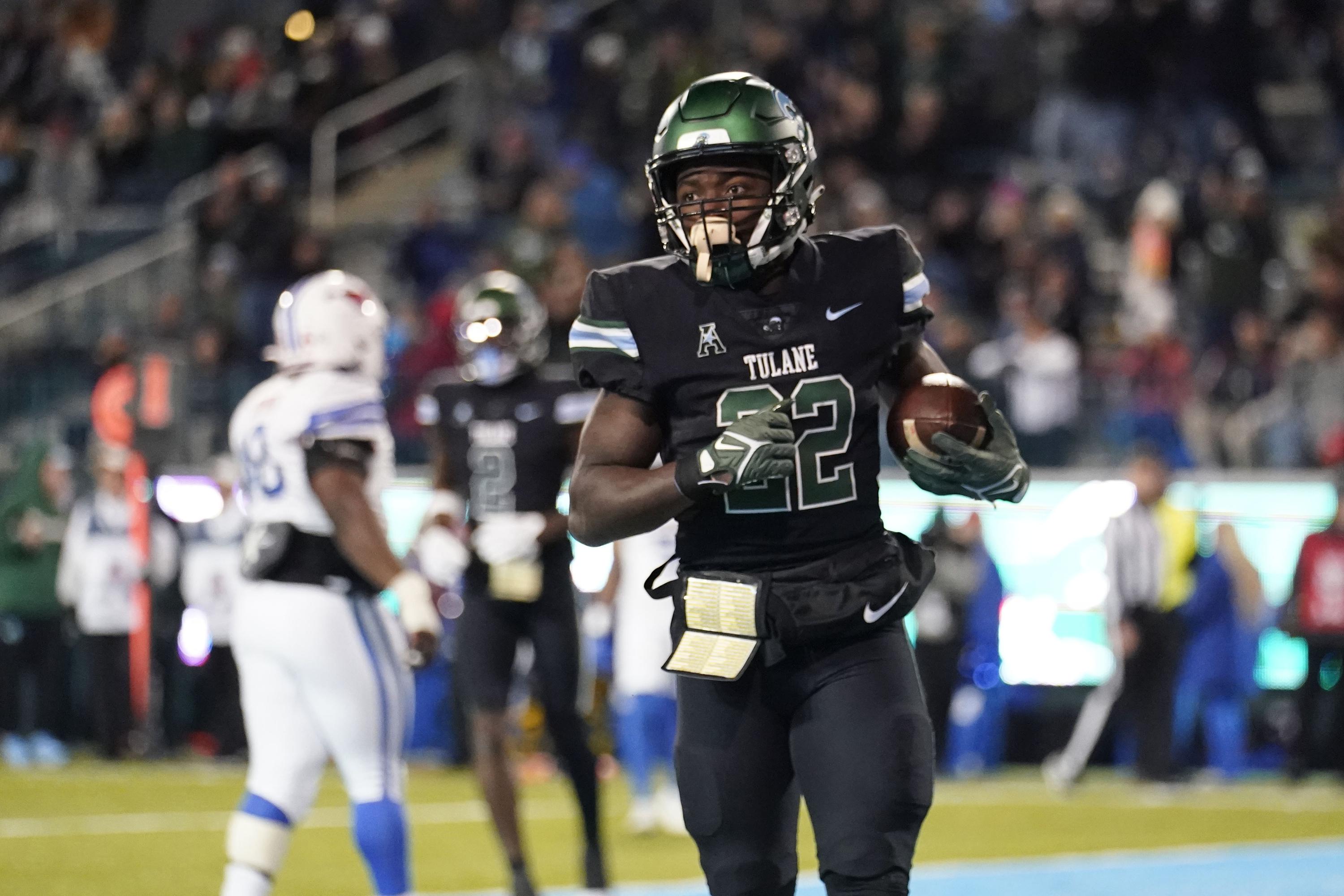 Tulane RB and coach take top AAC awards with Cincinnati LB | AP News