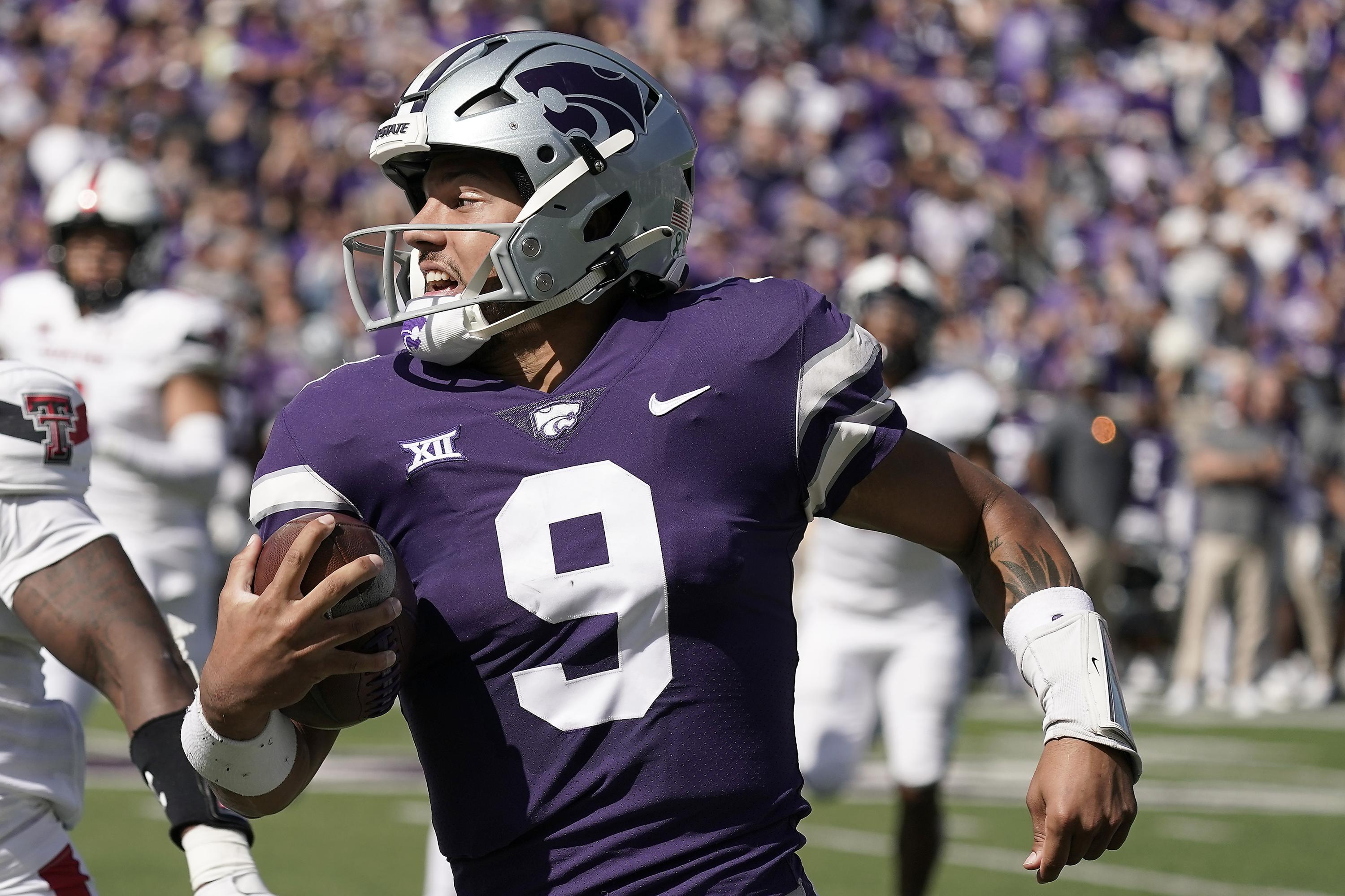 K-State QB Martinez among 15 finalists for academic Heisman | AP News