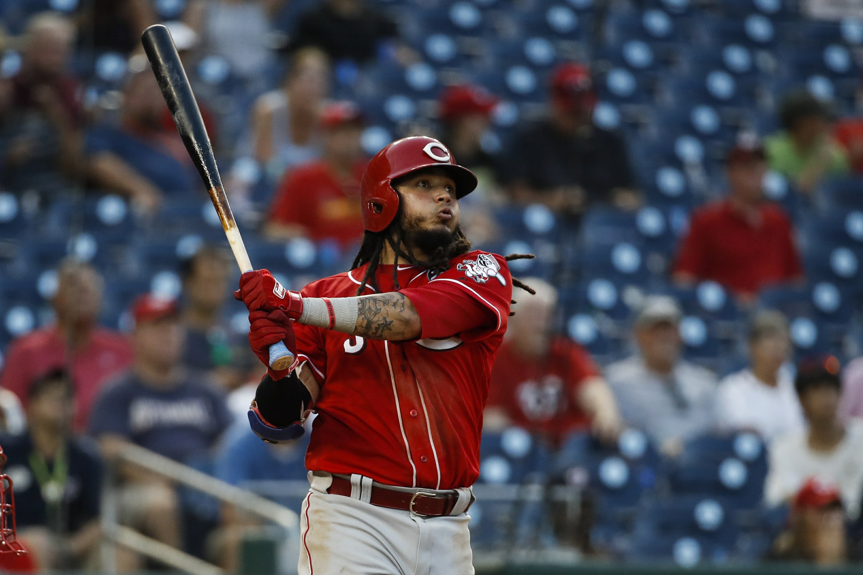 Nationals put up 10 runs in 5th, 6 in 6th, beat Reds 17-7 | AP News