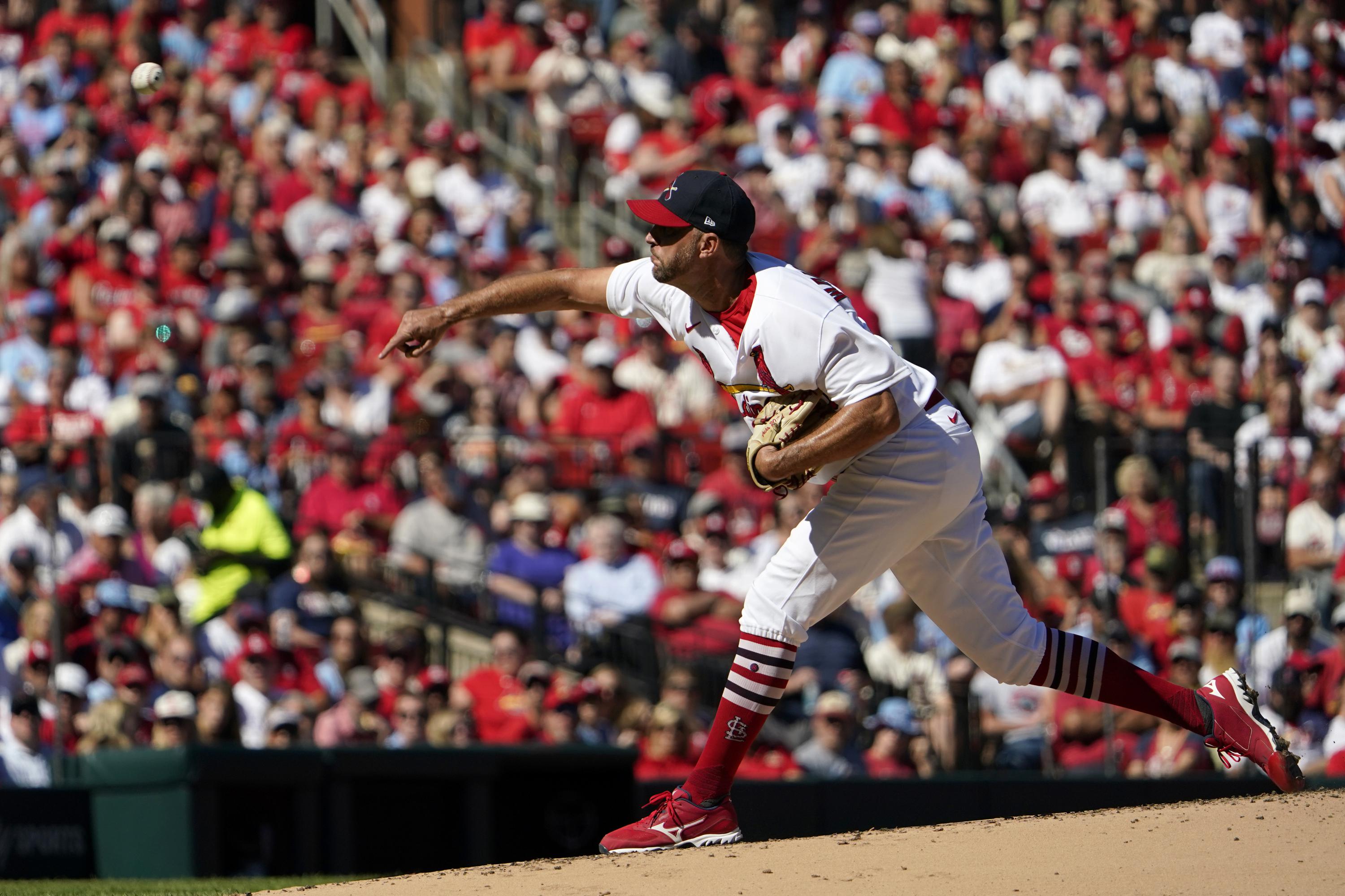 Cardinals' Wainwright back in 2023; coaching staff to change | AP News