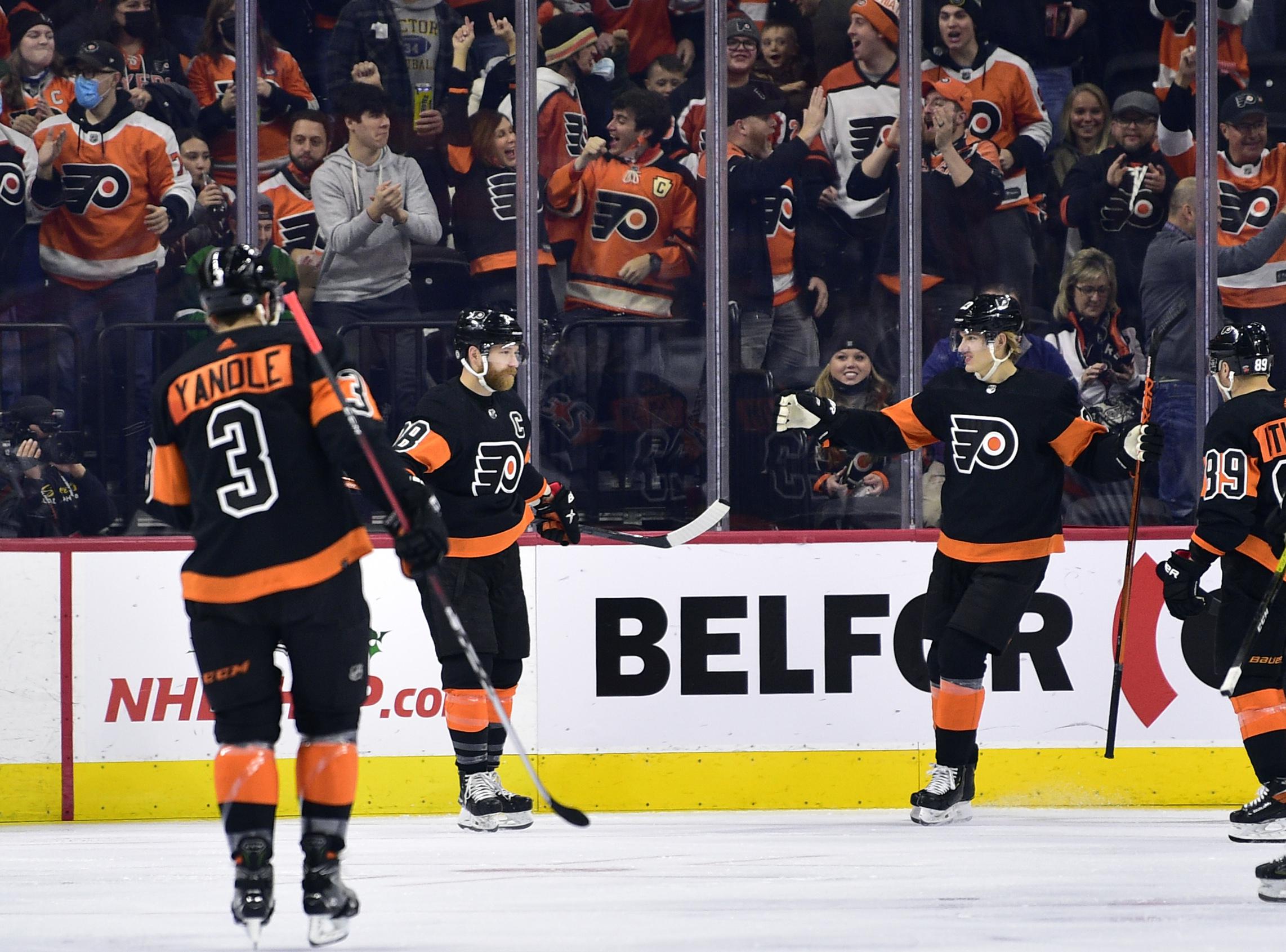 Sanheim leads Flyers to overtime victory over Senators | AP News