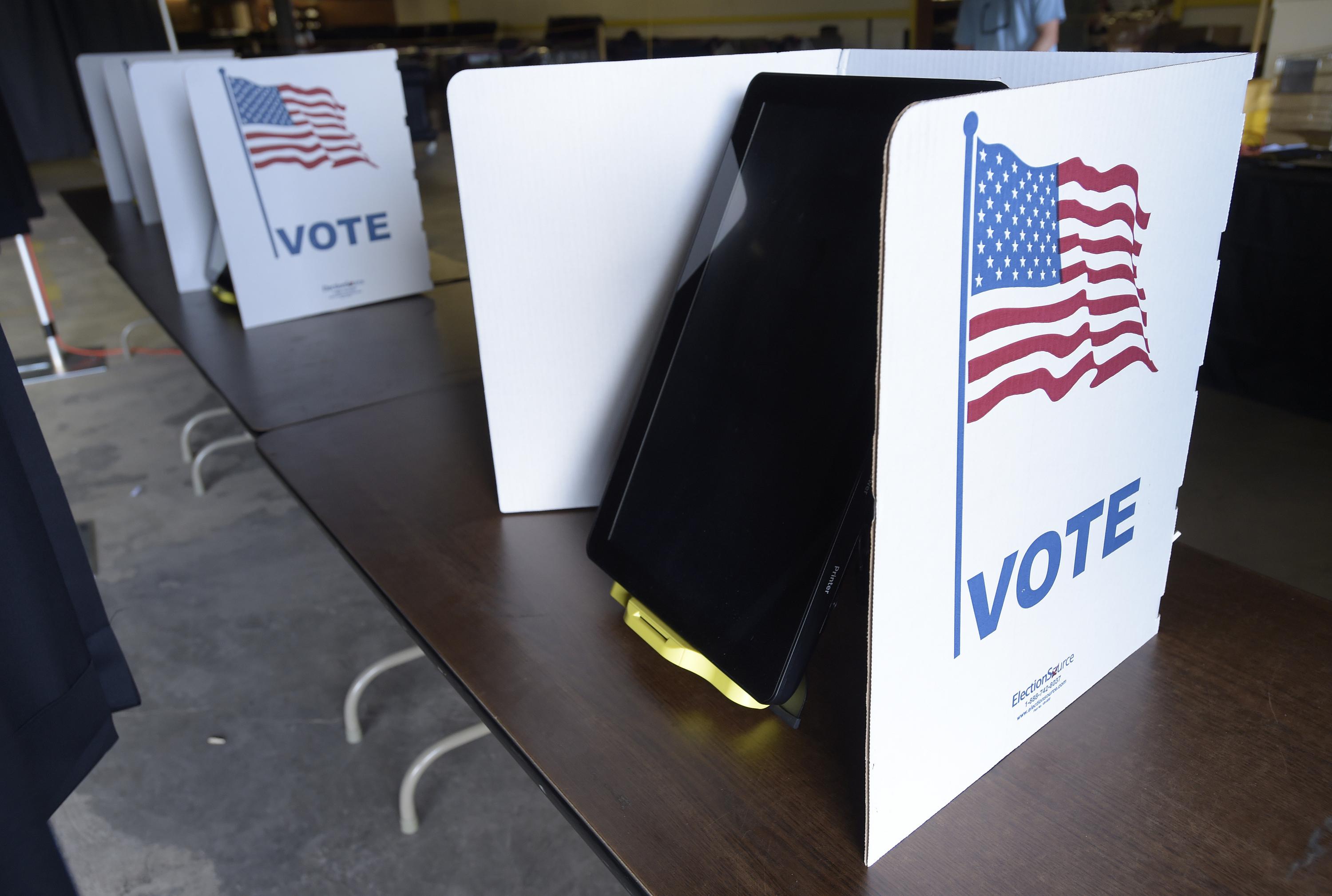 Louisiana restarts process for selecting new voting system | AP News
