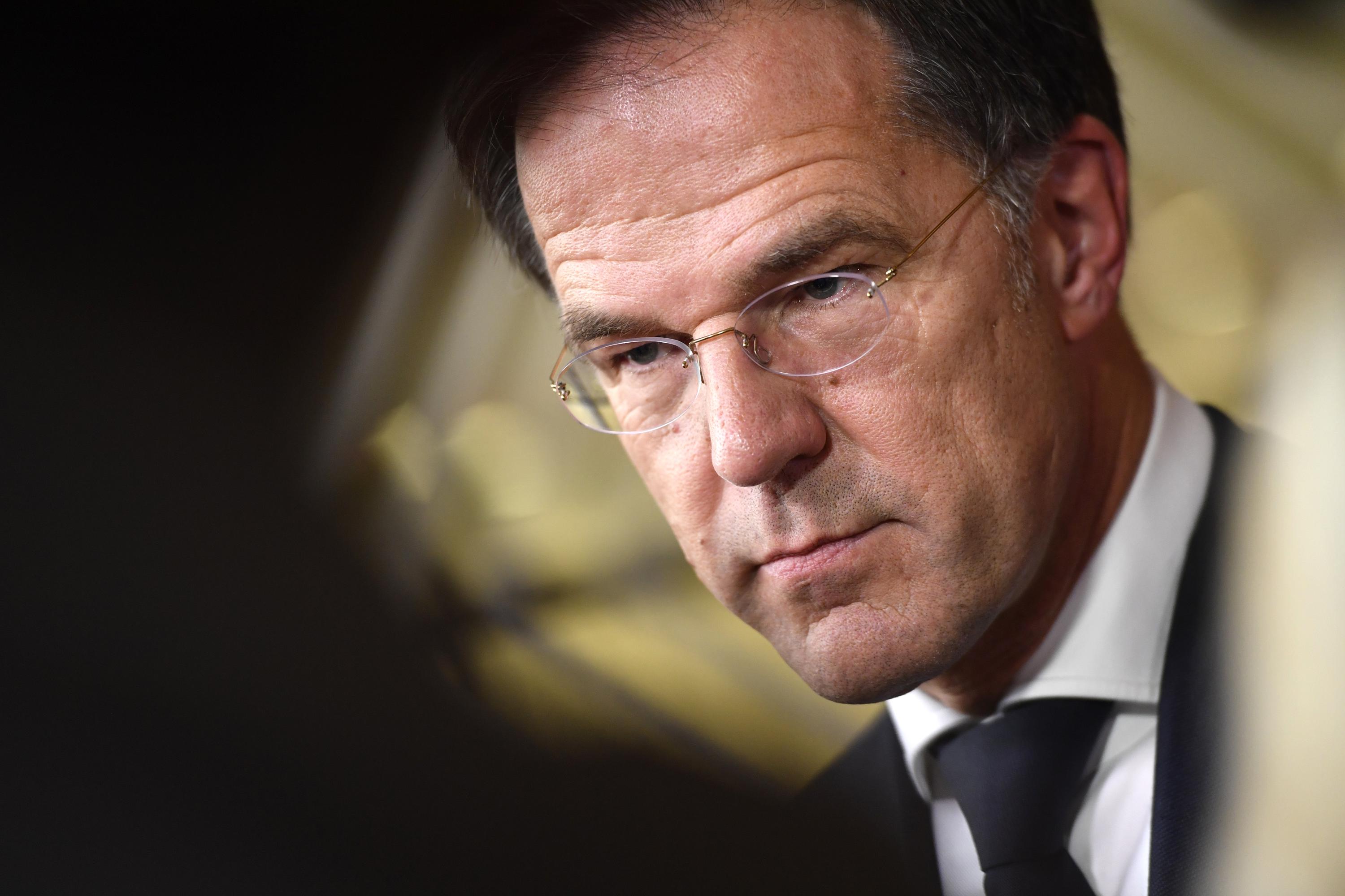 Dutch PM meets lawmakers amid govt tensions over migration | AP News