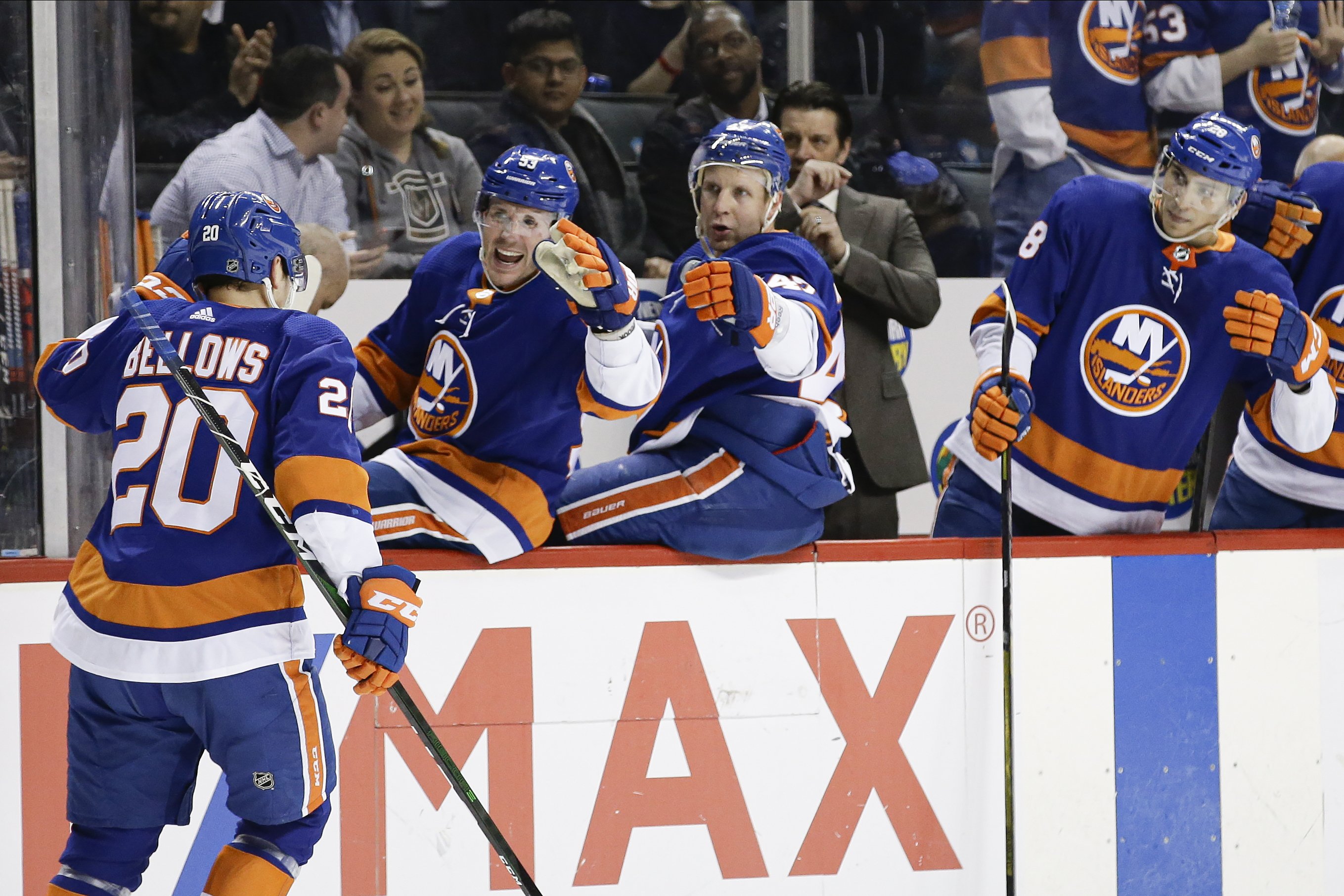 Rookie Bellows scores 2, Islanders rally to beat Kings 5-3 | AP News