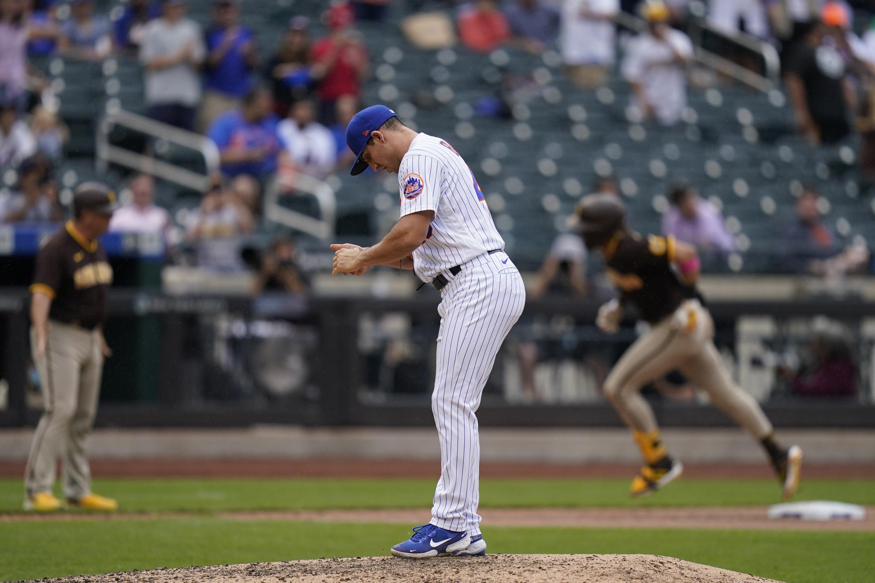 Blue Jays acquire reliver Jacob Barnes from Mets