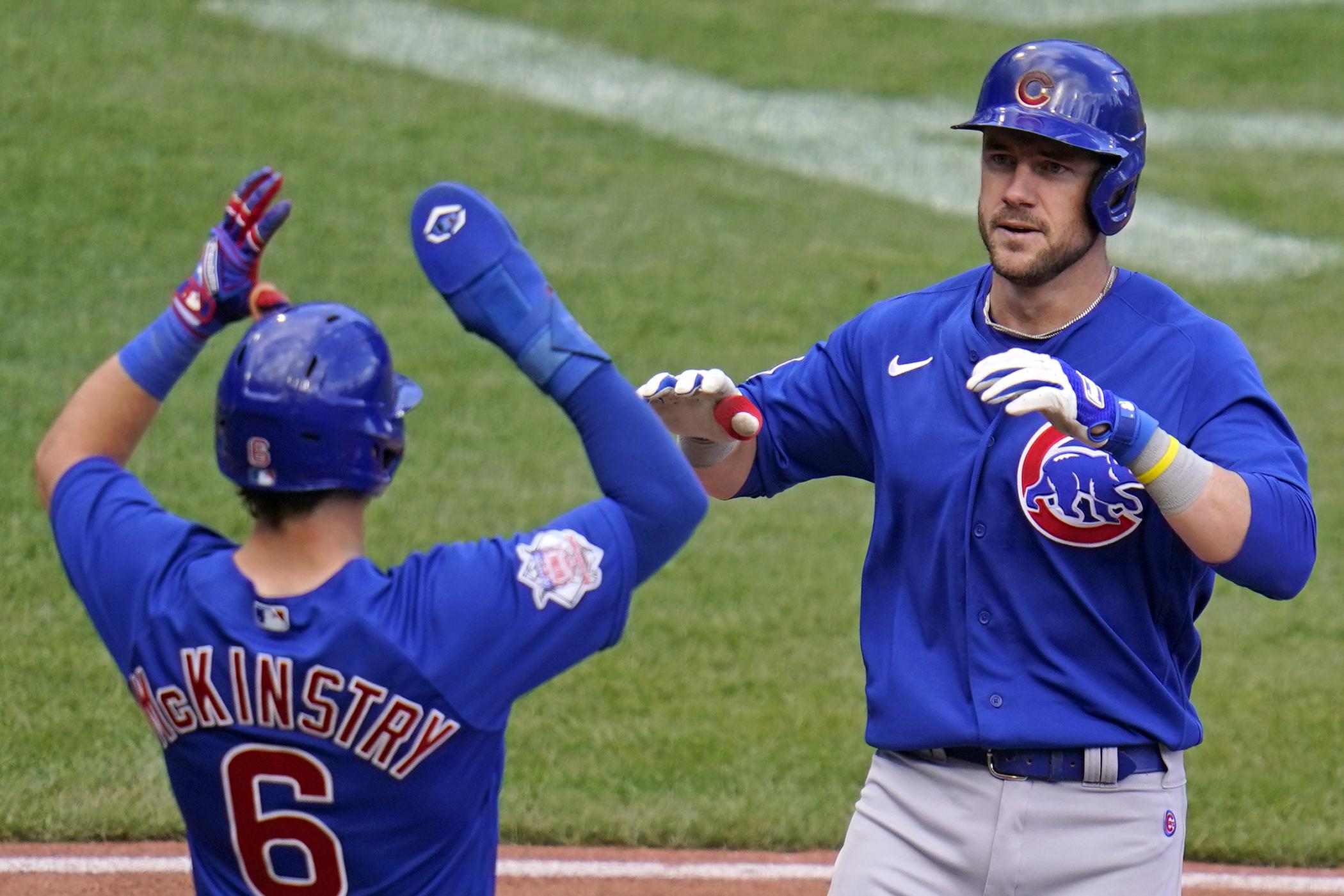 Wisdom conecta 25to jonrón, Cachorros vencen 8-3 a Piratas | AP News