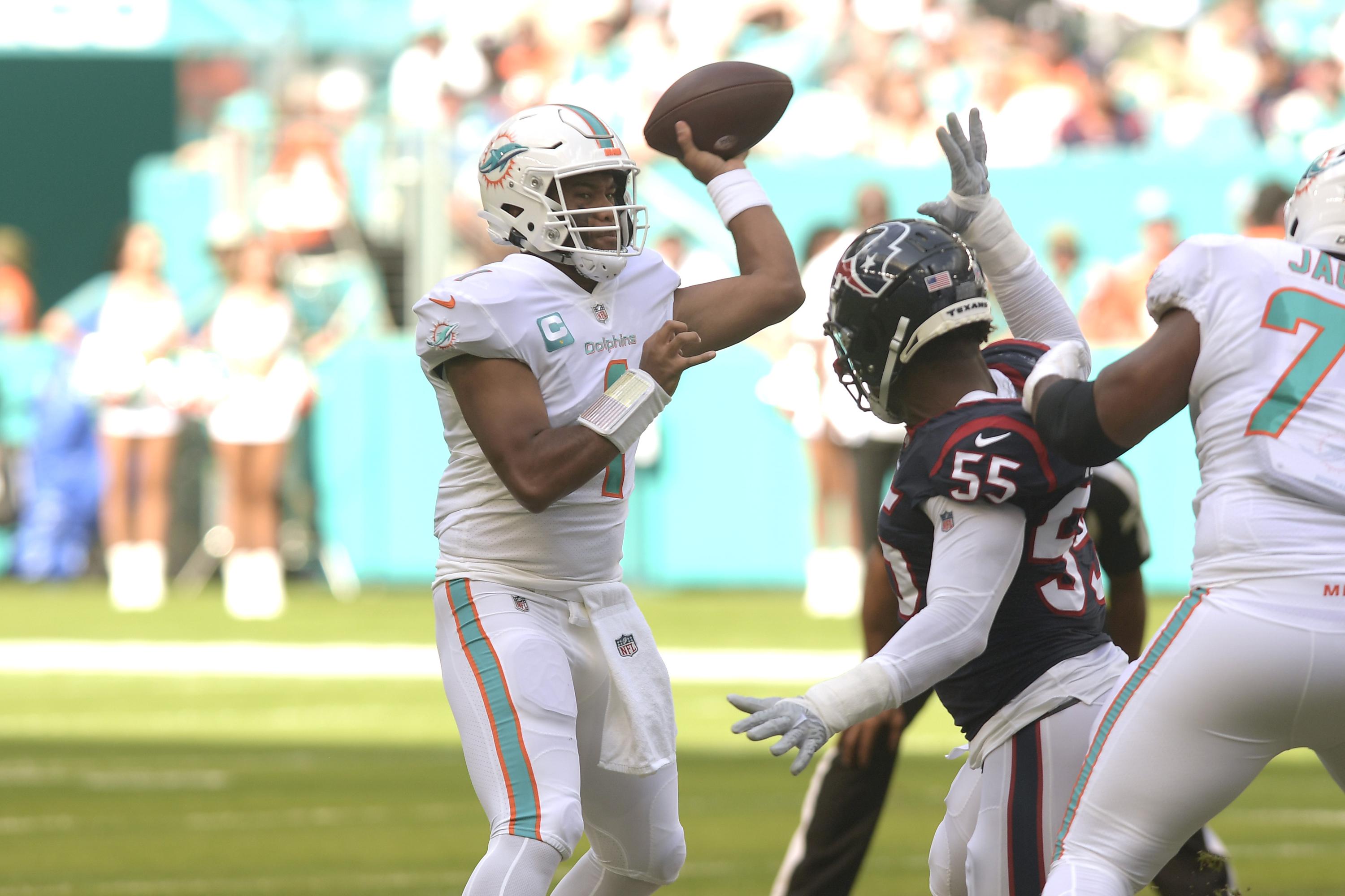 Tagovailoa, Dolphins rout Texans 30-15 for 5th straight win | AP News