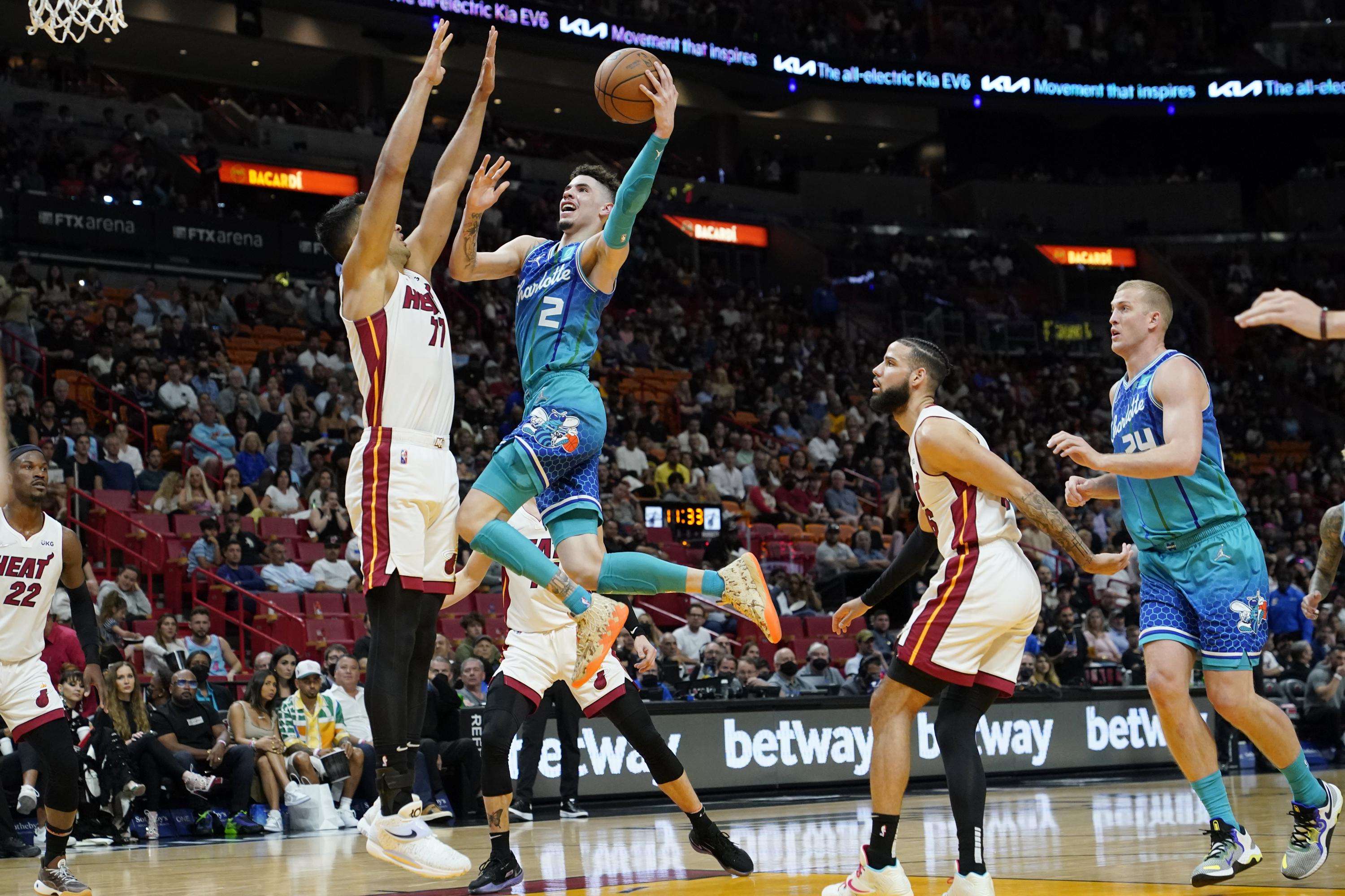 Herro scores 35, Heat beat Hornets 144-115 for 5th straight | AP News