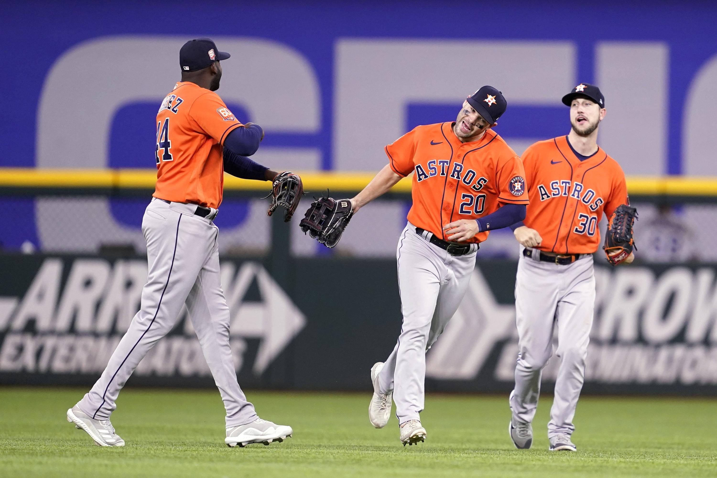 Tucker, Astros beat Rangers 3-2 after starters' duel | AP News