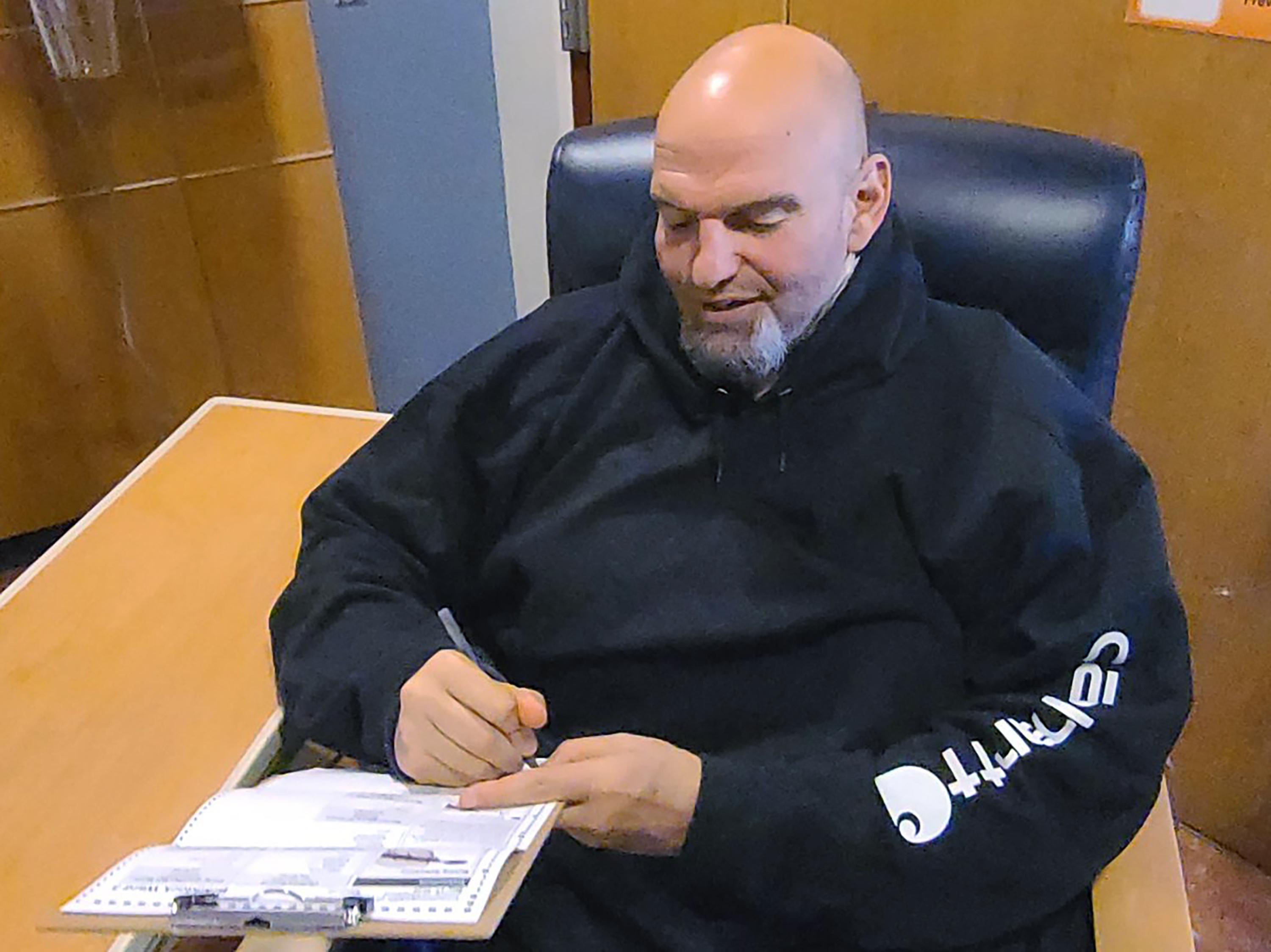Pennsylvania's Fetterman released from hospital after stroke | AP News