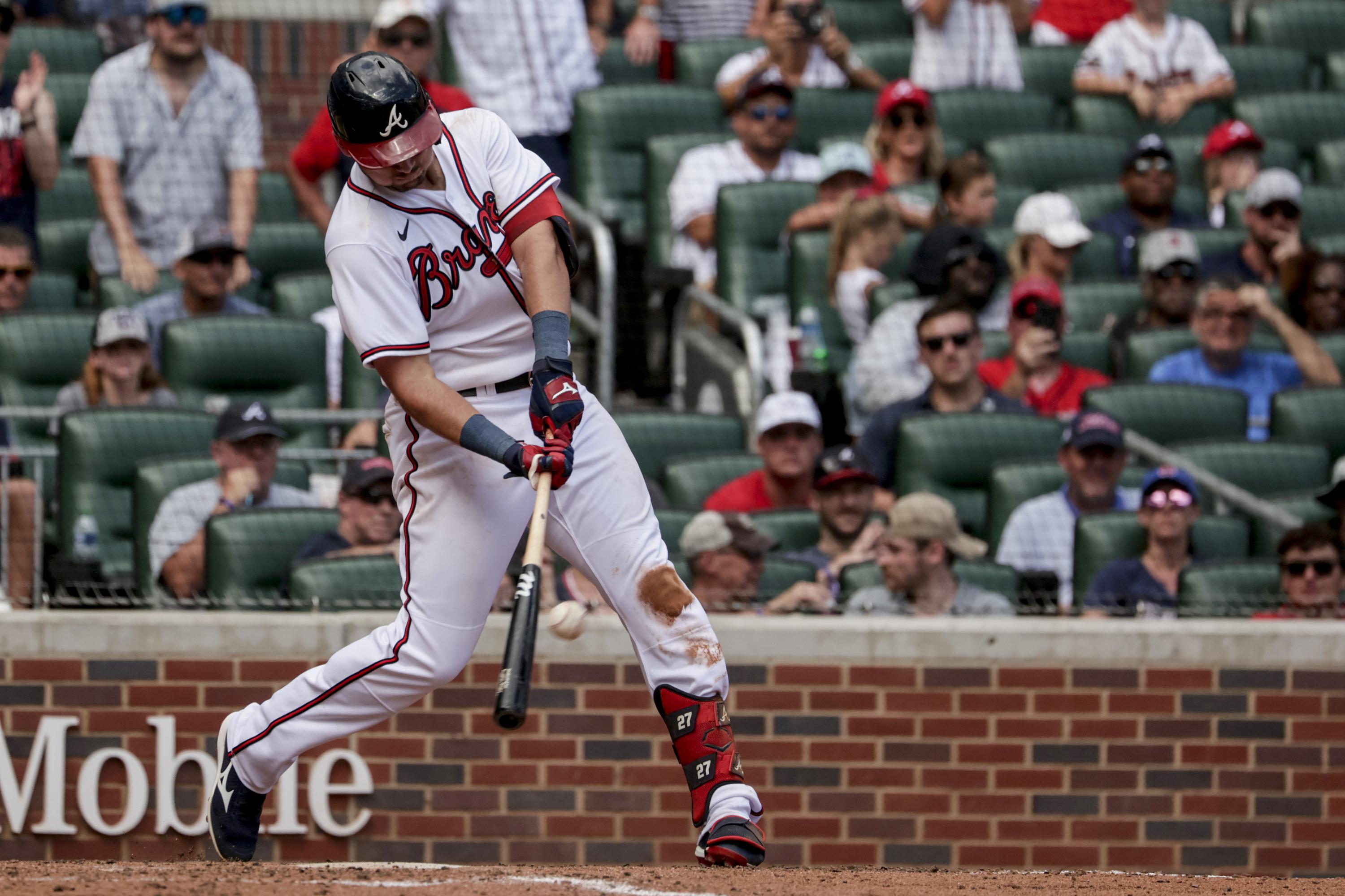 Riley double in 9th lifts Braves over D-backs 1-0 for sweep | AP News