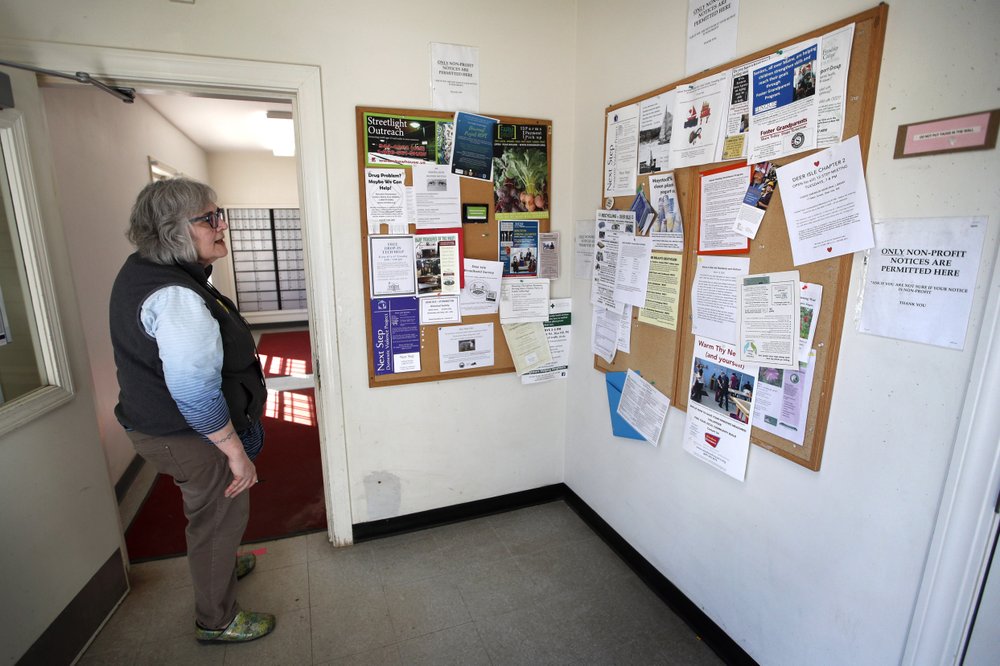 Post offices, beloved community hubs, fight virus-era threat | WRBL