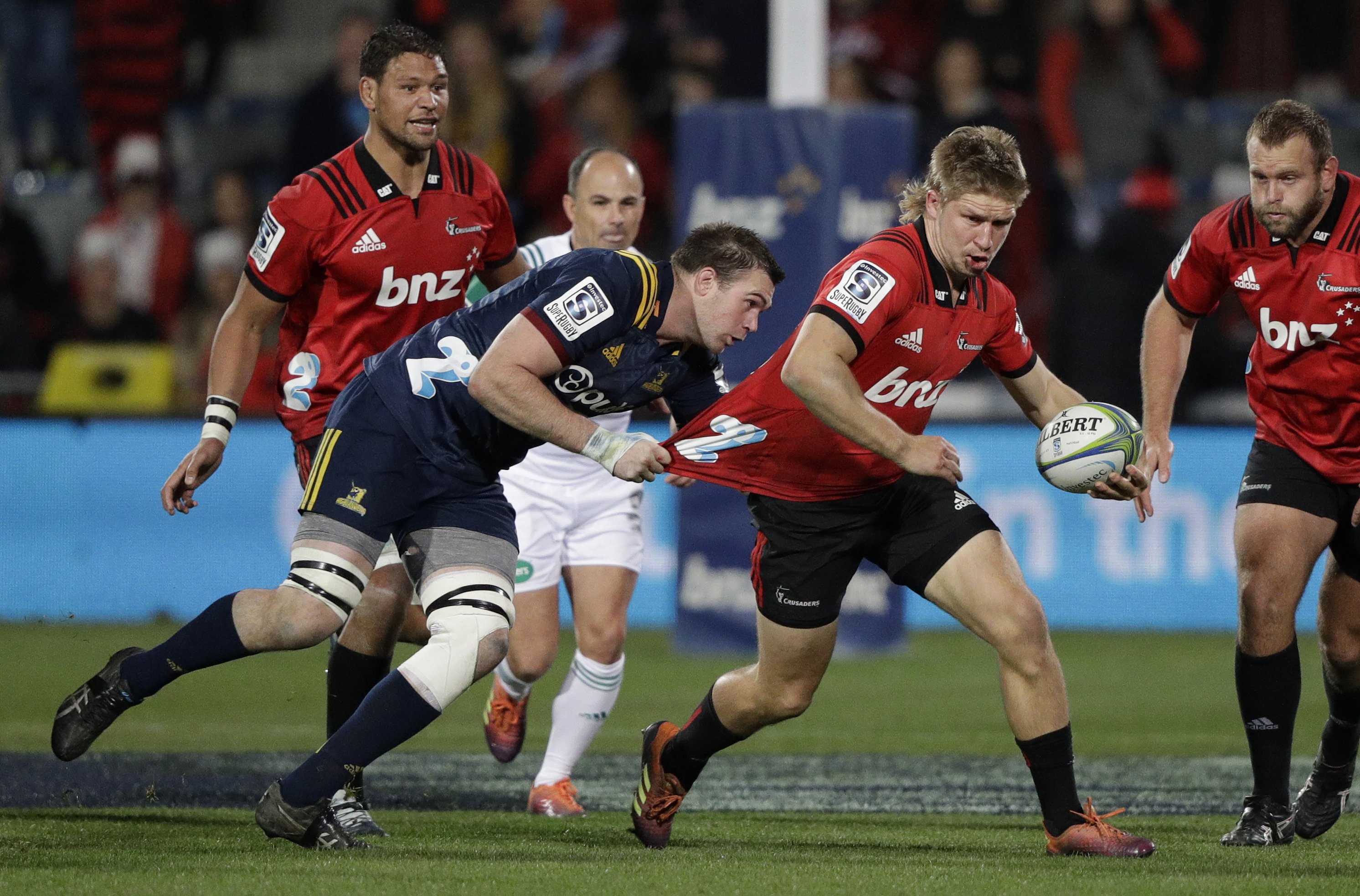 Hurricanes, ACT advance to Super Rugby semifinals | AP News
