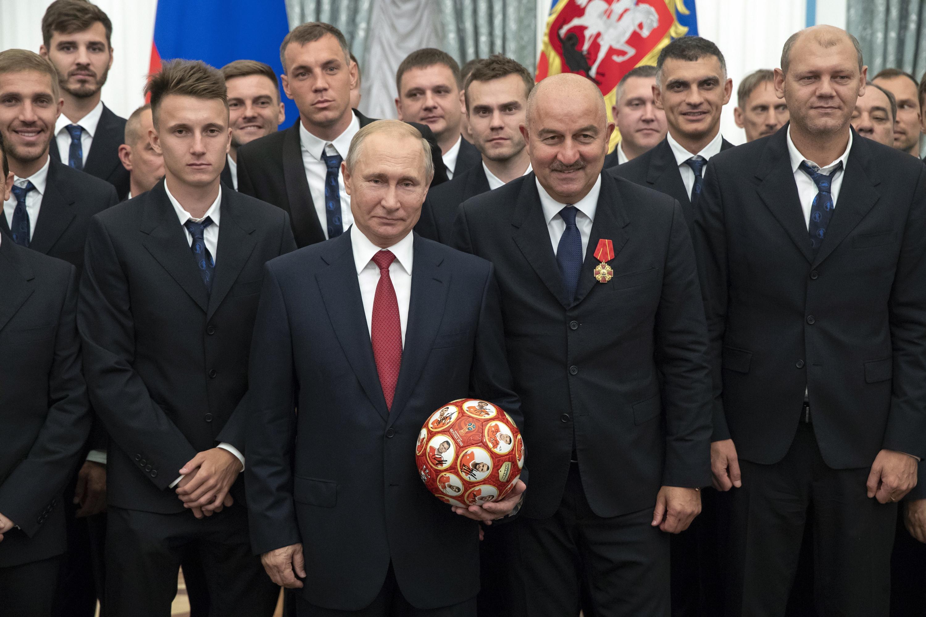 Sports court upholds soccer bans on Russian teams | AP News