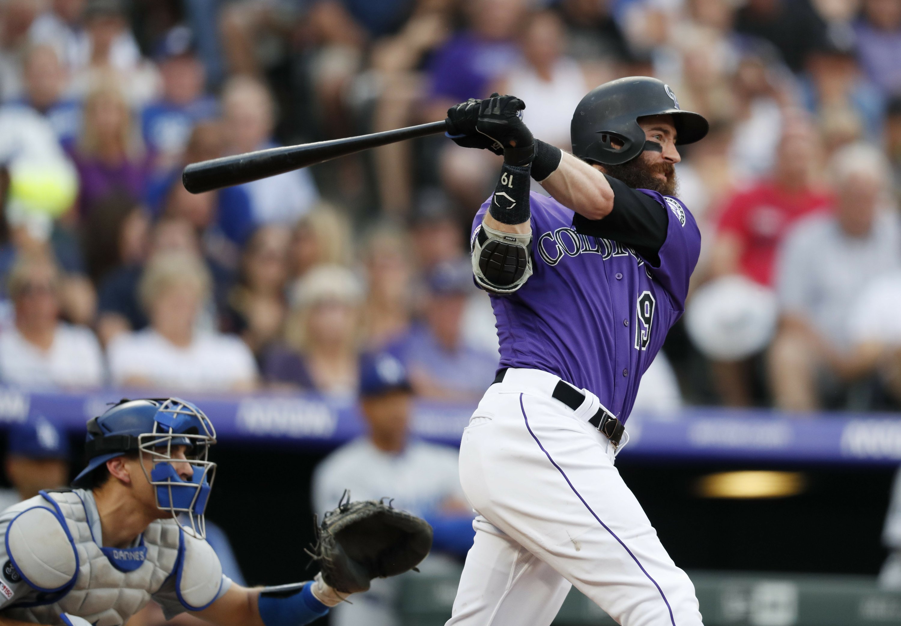 Con jonrón de Blackmon, Rockies se imponen a Dodgers | AP News