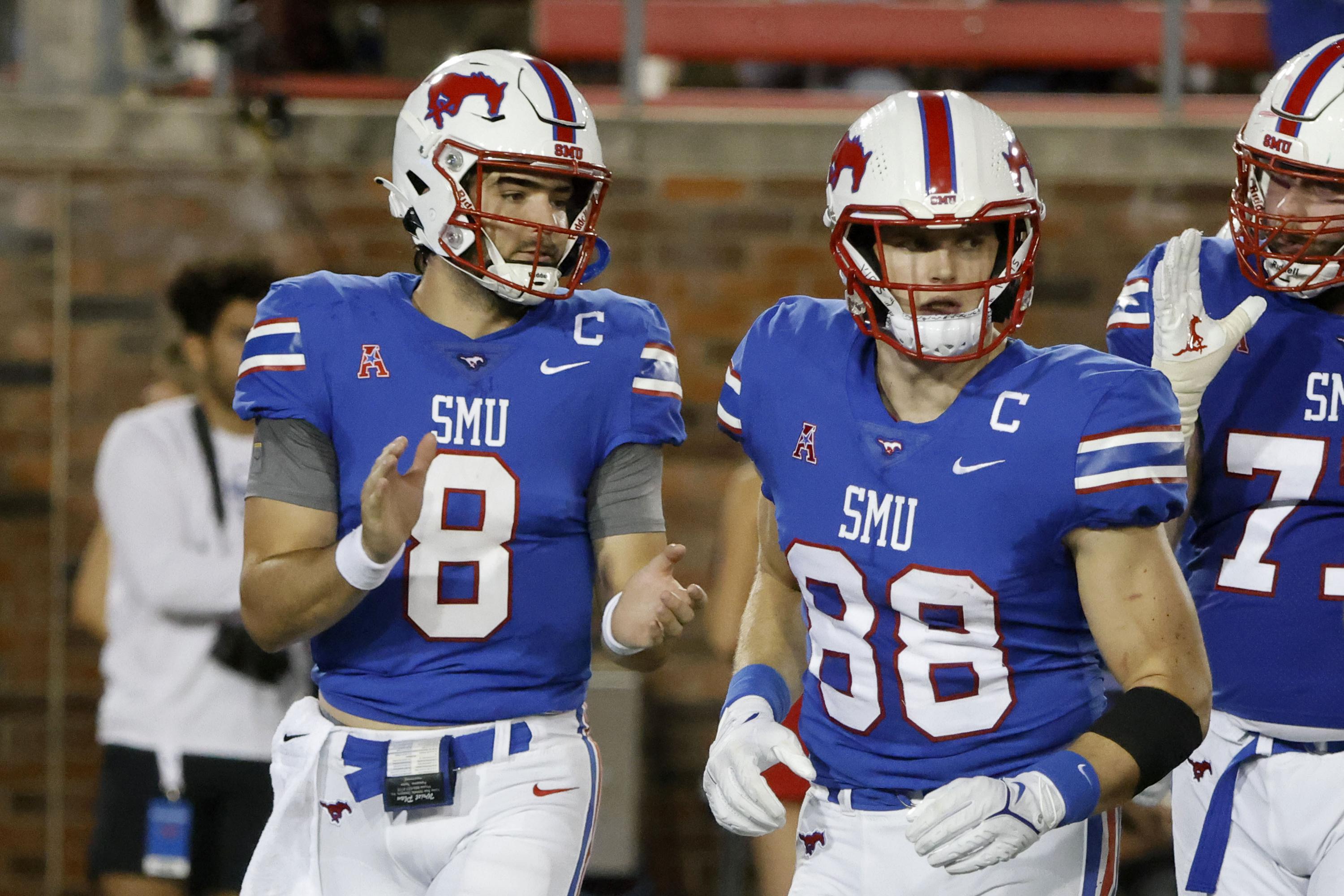 No. 19 SMU looks to improve to 8-0 in visit to Houston | AP News