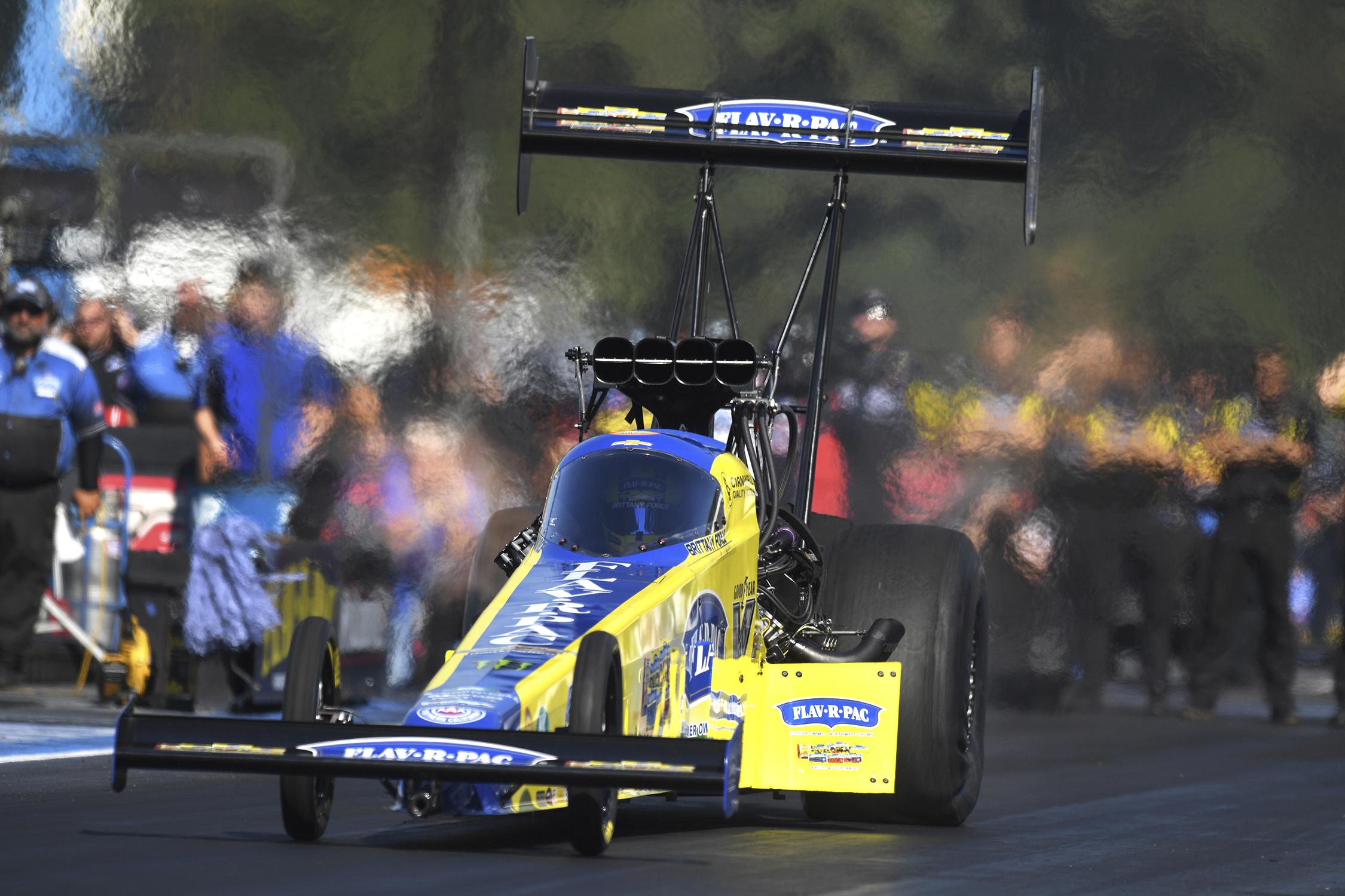 52-year-old Tony Schumacher wins NHRA Northwest Nationals | AP News