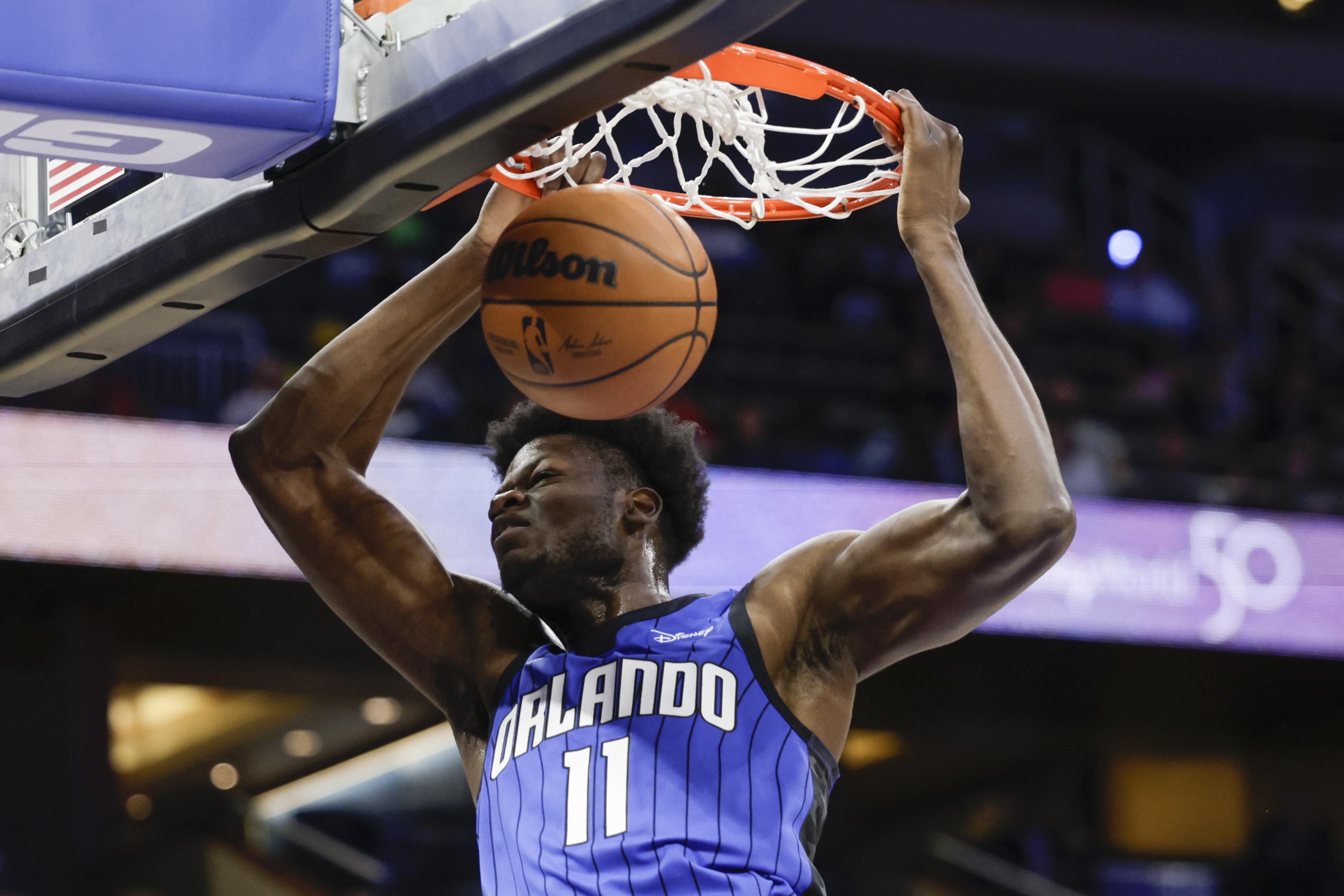Carter y Ross lideran al Magic en paliza 114-97 sobre Suns | AP News