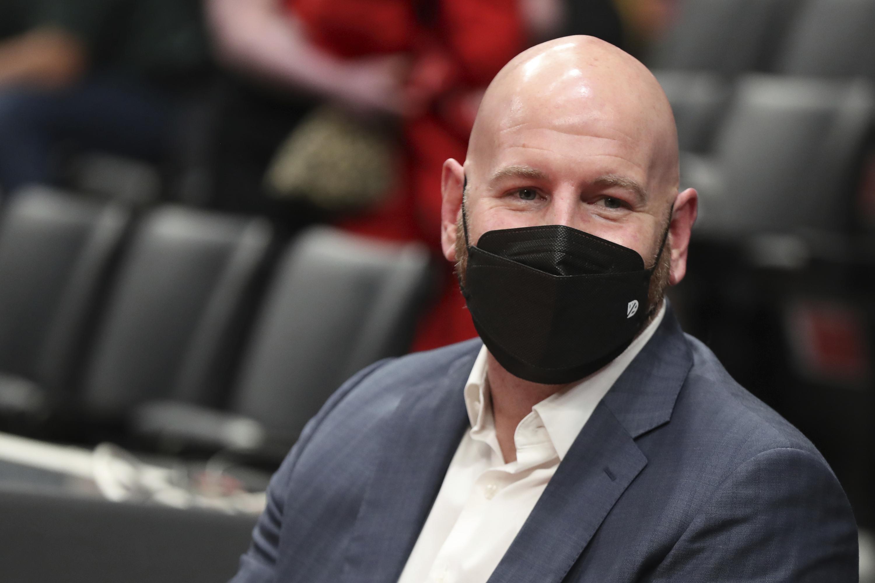 Joe Cronin becomes Blazers GM after serving in interim role | AP News