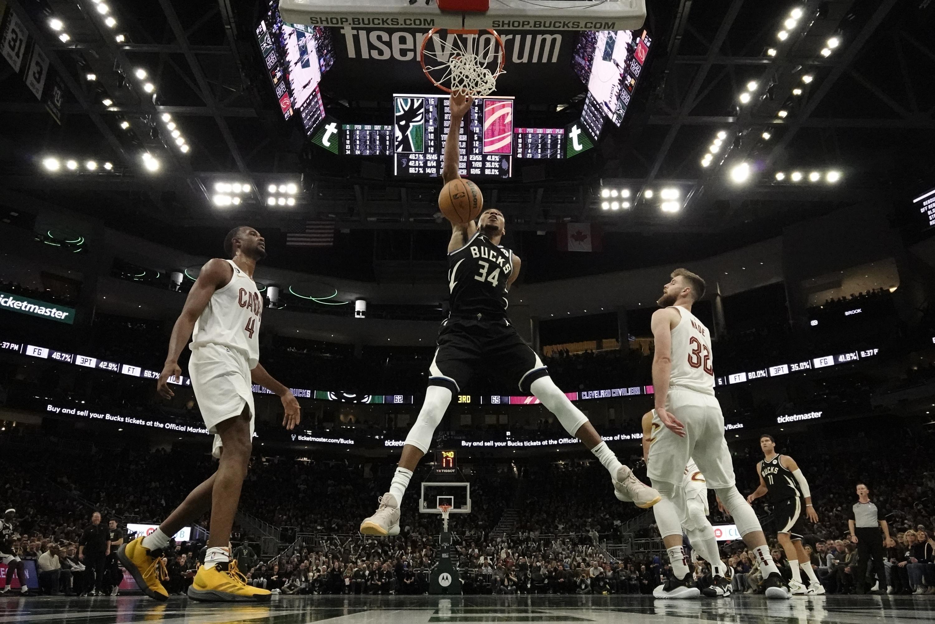 Milwaukee gana 117-102 a Cavaliers; Antetokounmpo anota 38 | AP News