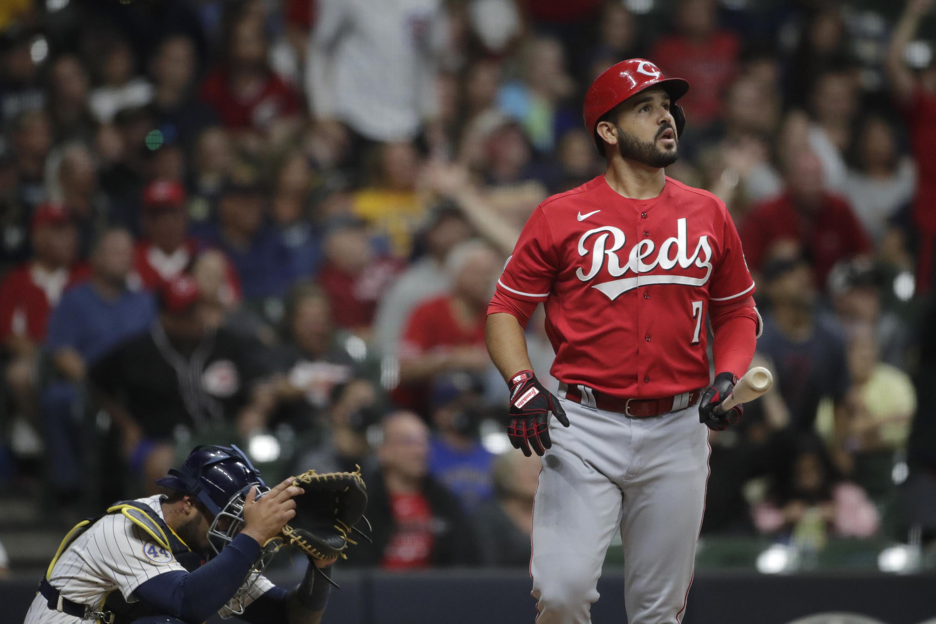 Suárez HR off Hader in 9th lifts Reds over Brewers 4-3 | AP News