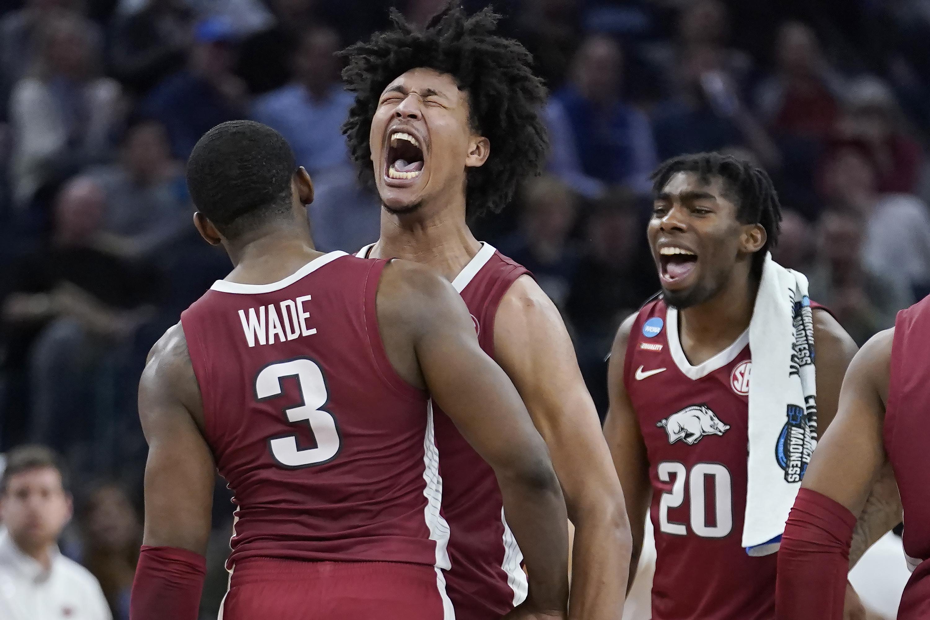 Notae, Arkansas muscle top overall seed Gonzaga out of NCAAs | AP News