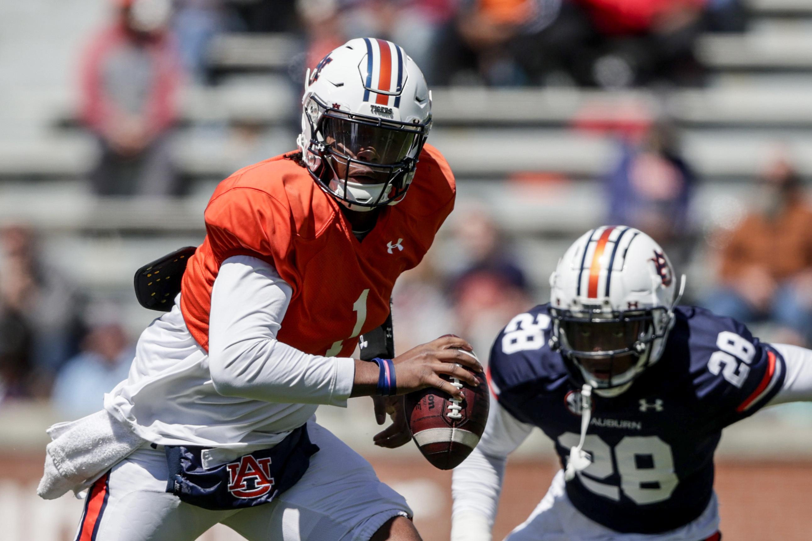 Auburn QB T.J. Finley's Dad: "Son, the job isn't done" | AP News