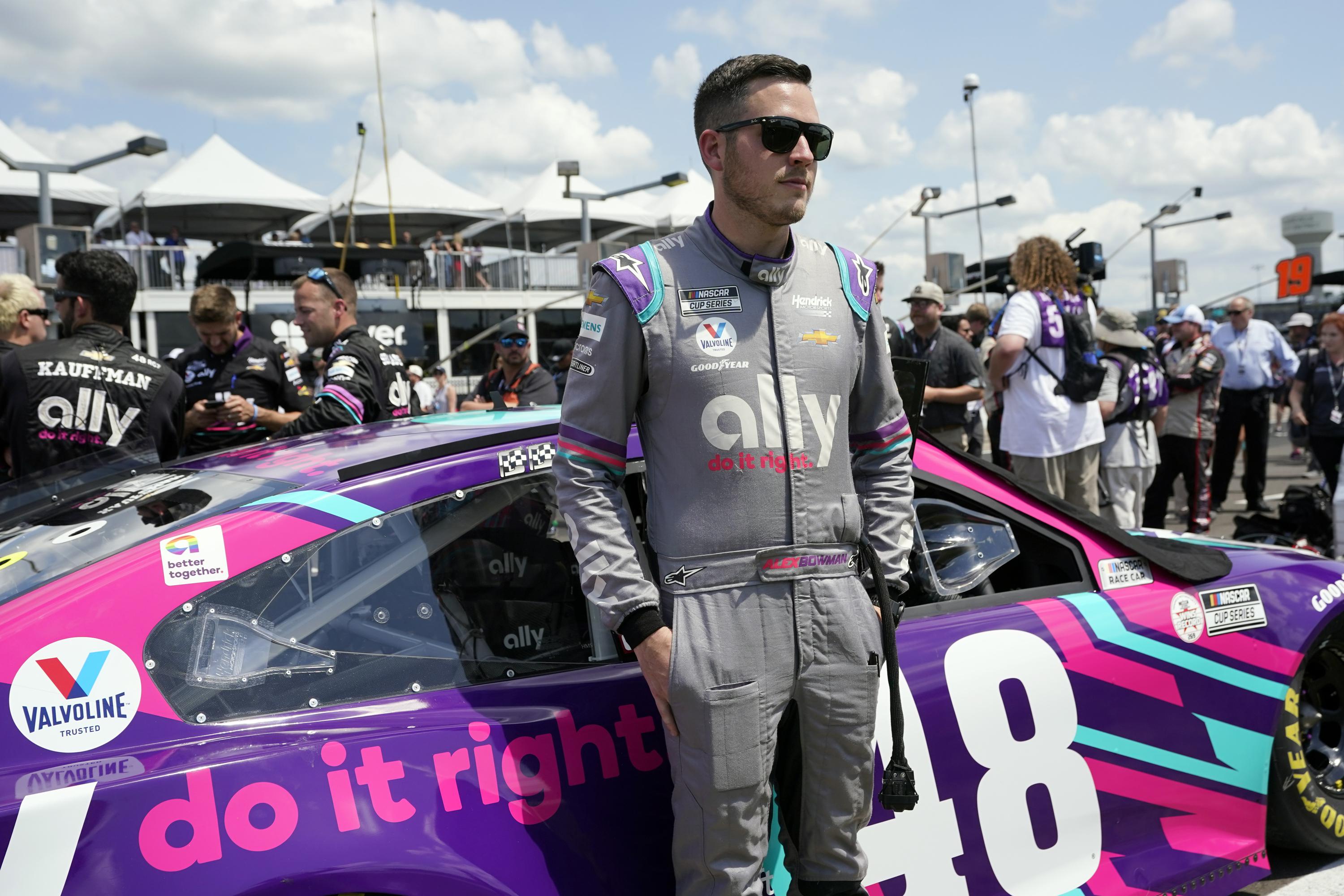 Alex Bowman seeks big Nashville weekend for sponsor Ally | AP News