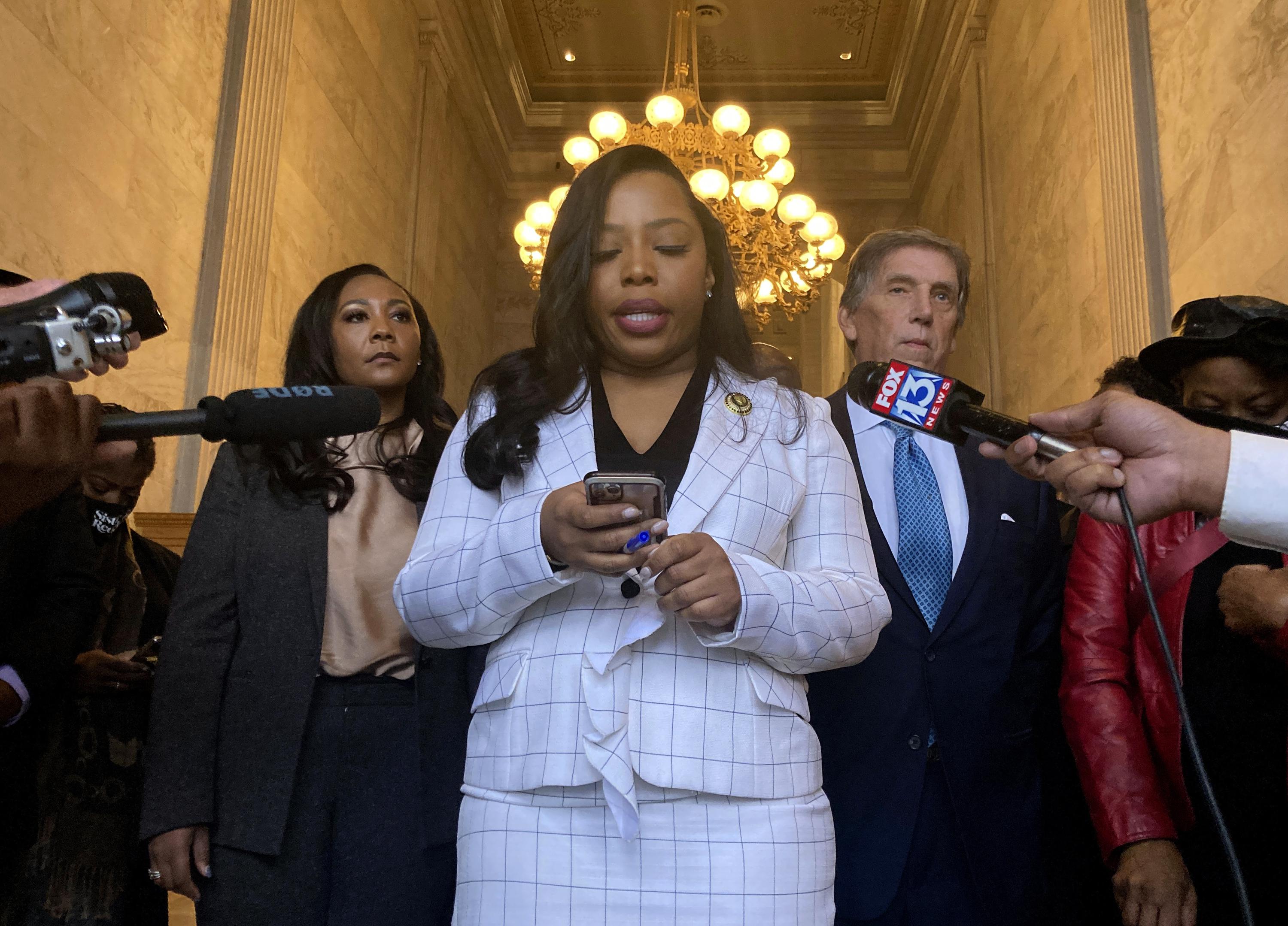 GOP-led Tennessee Senate expels Democrat convicted of fraud | AP News