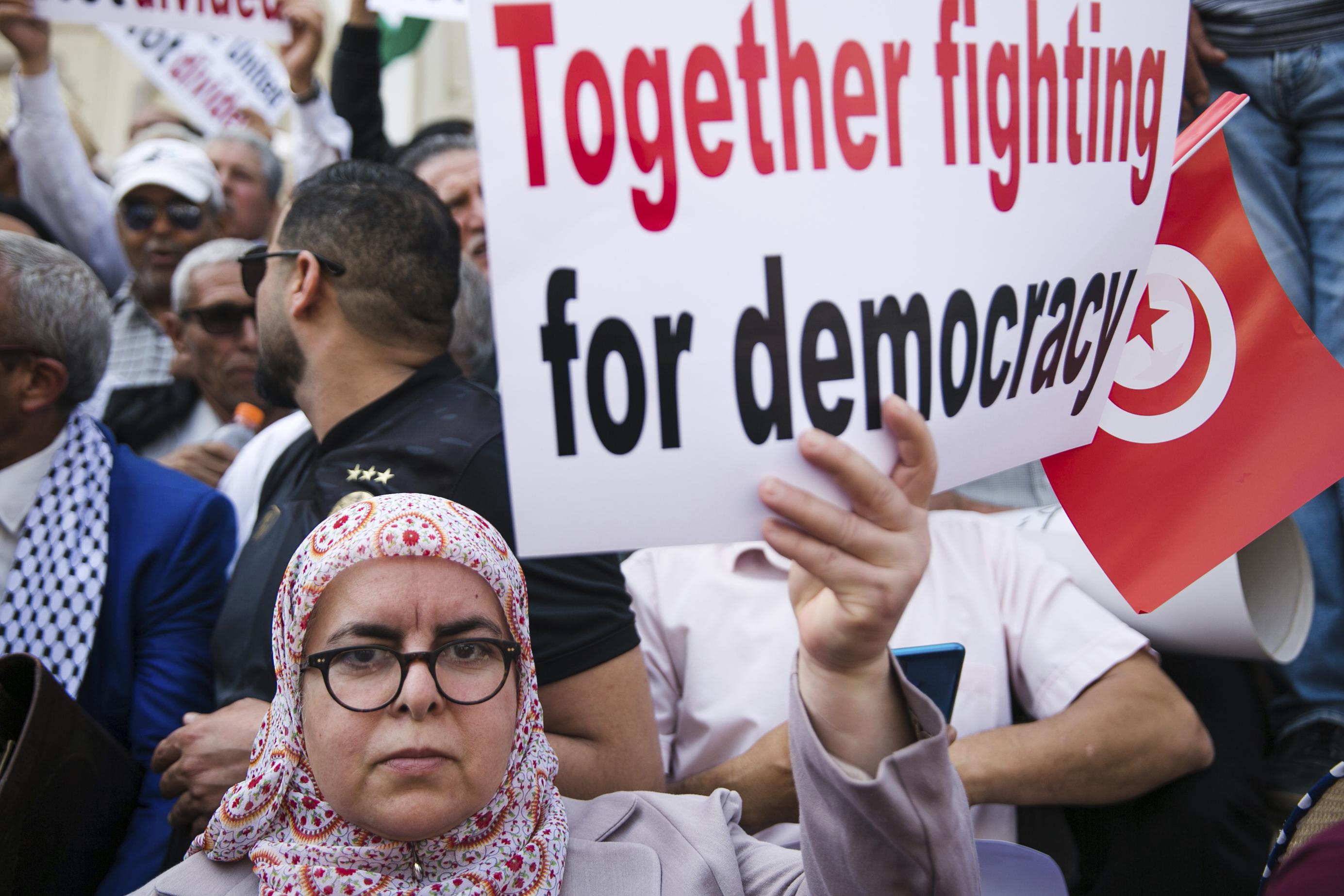 Tunisia's Islamists decry asset freezes as political move | AP News