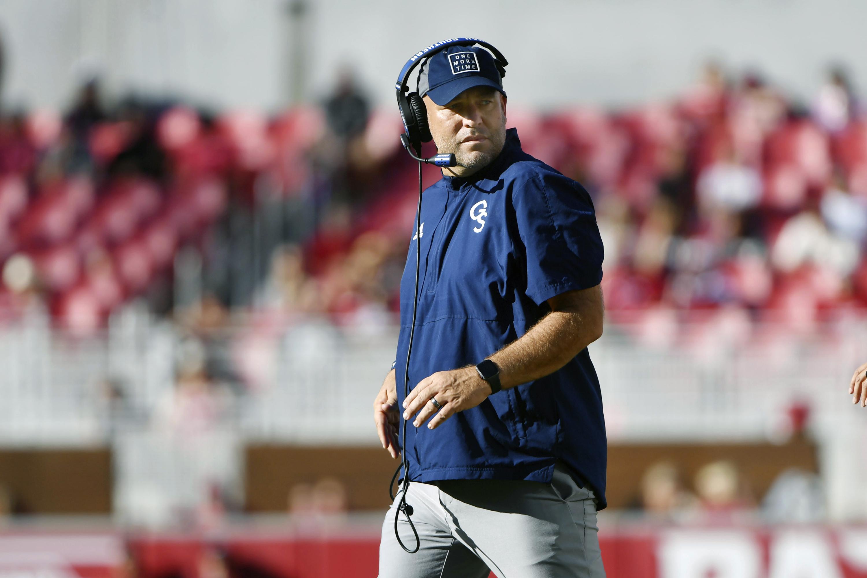 Georgia Southern fires coach Chad Lunsford after 1-3 start | AP News