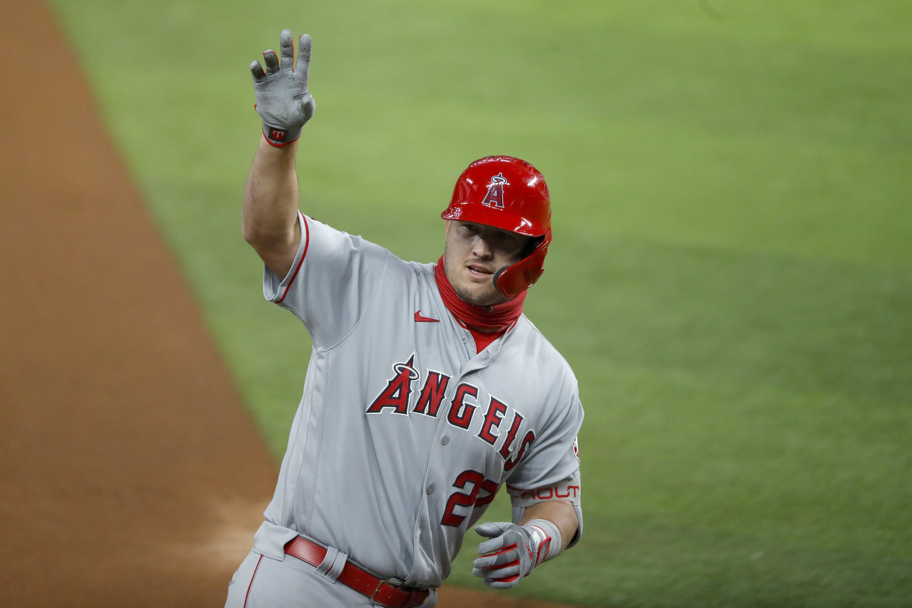 Trout homers again on birthday, but Angels fall to Rangers | AP News