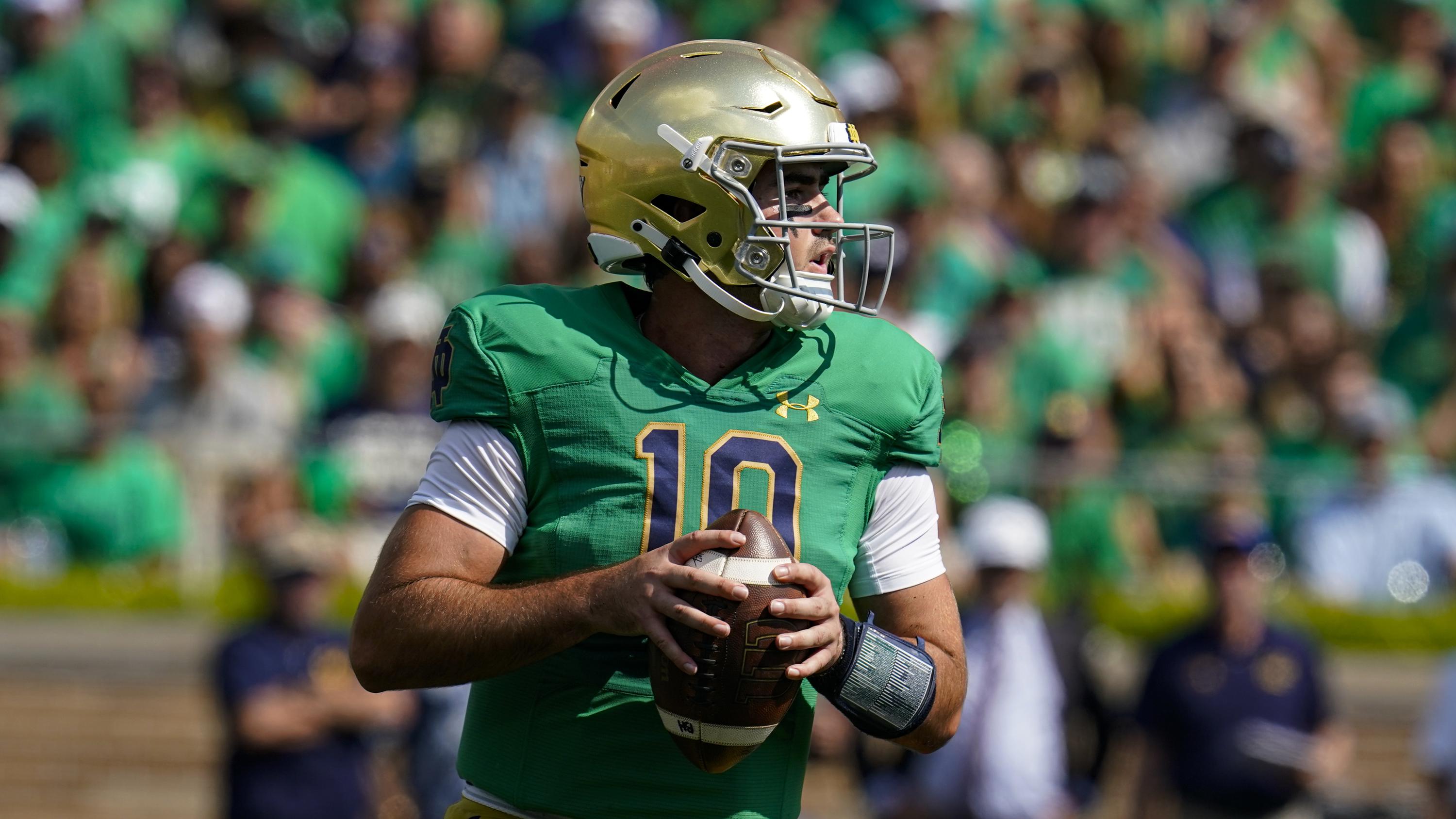 Irish looking for offense to take advantage of Tar Heels 'D' | AP News
